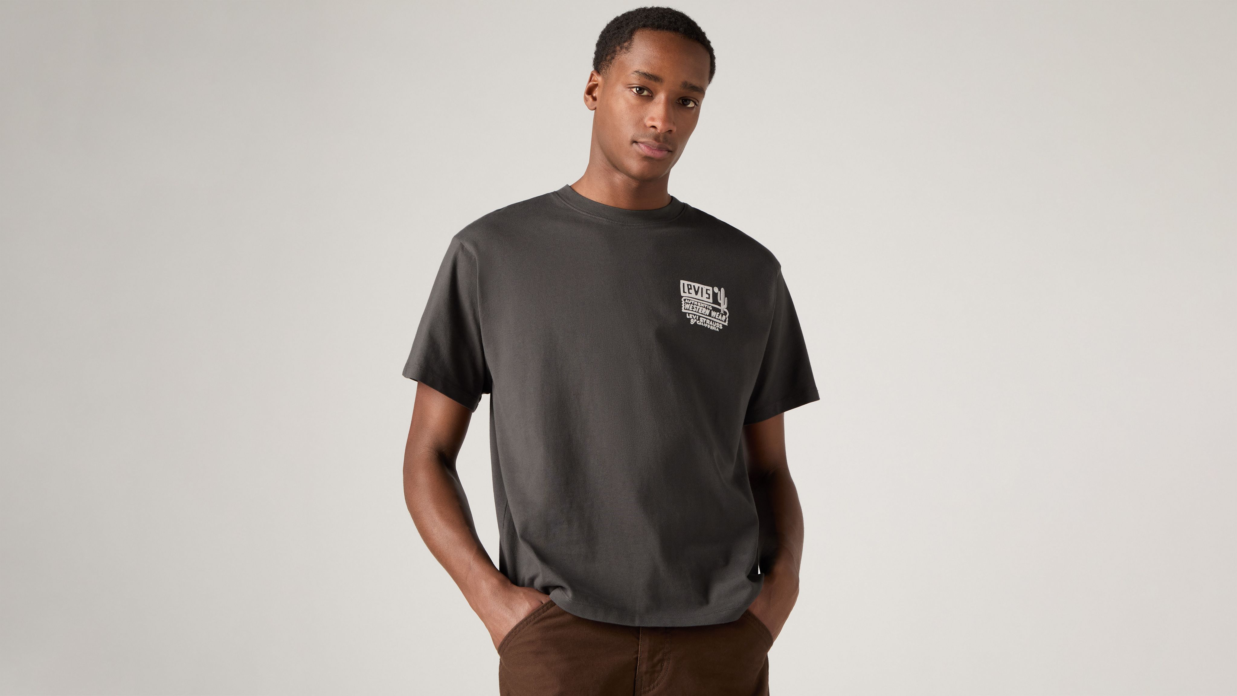 Graphic Vintage Fit Tee - Black | Levi's® GB