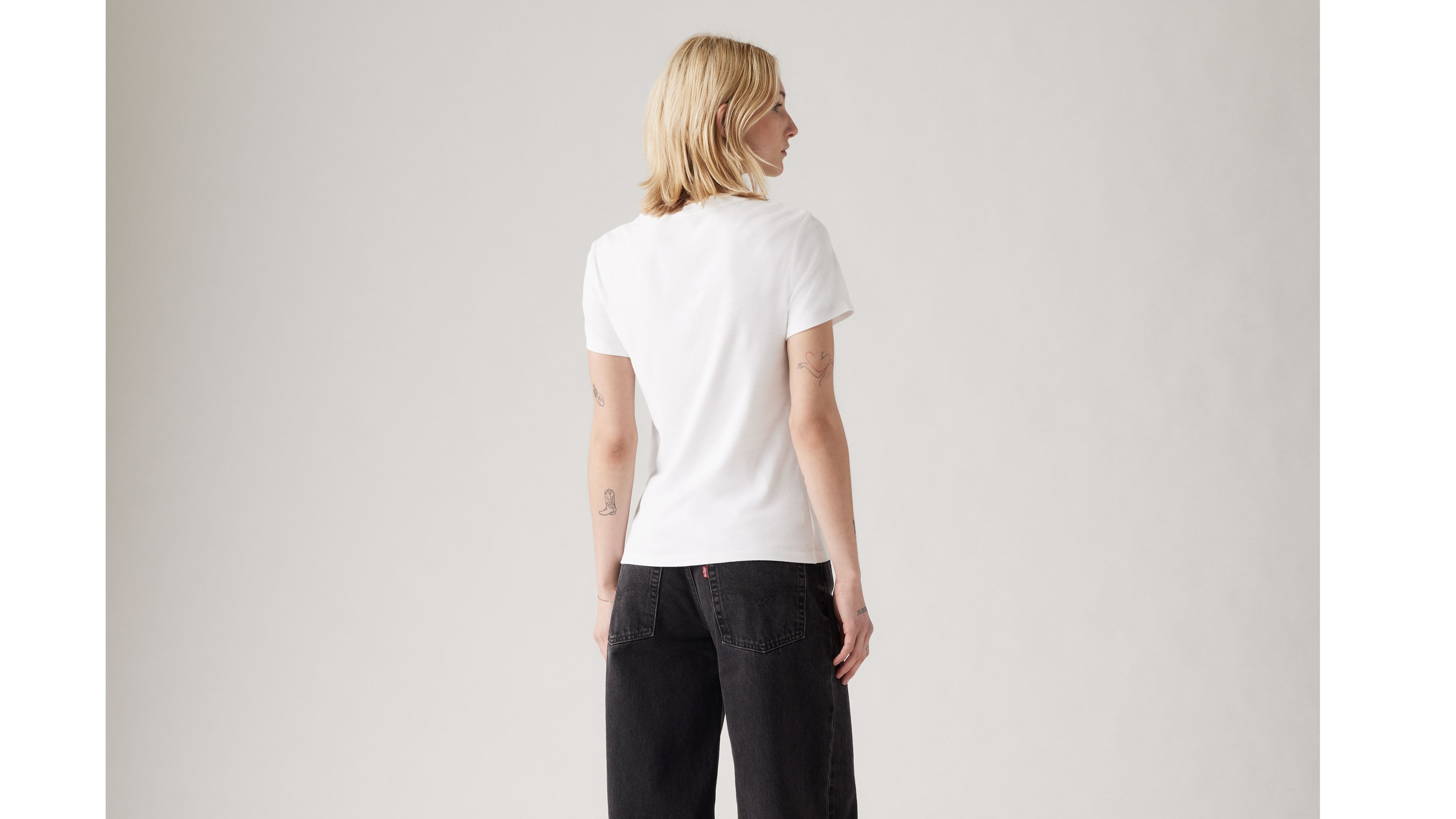 Essential Housemark Tee - White | Levi's® GB