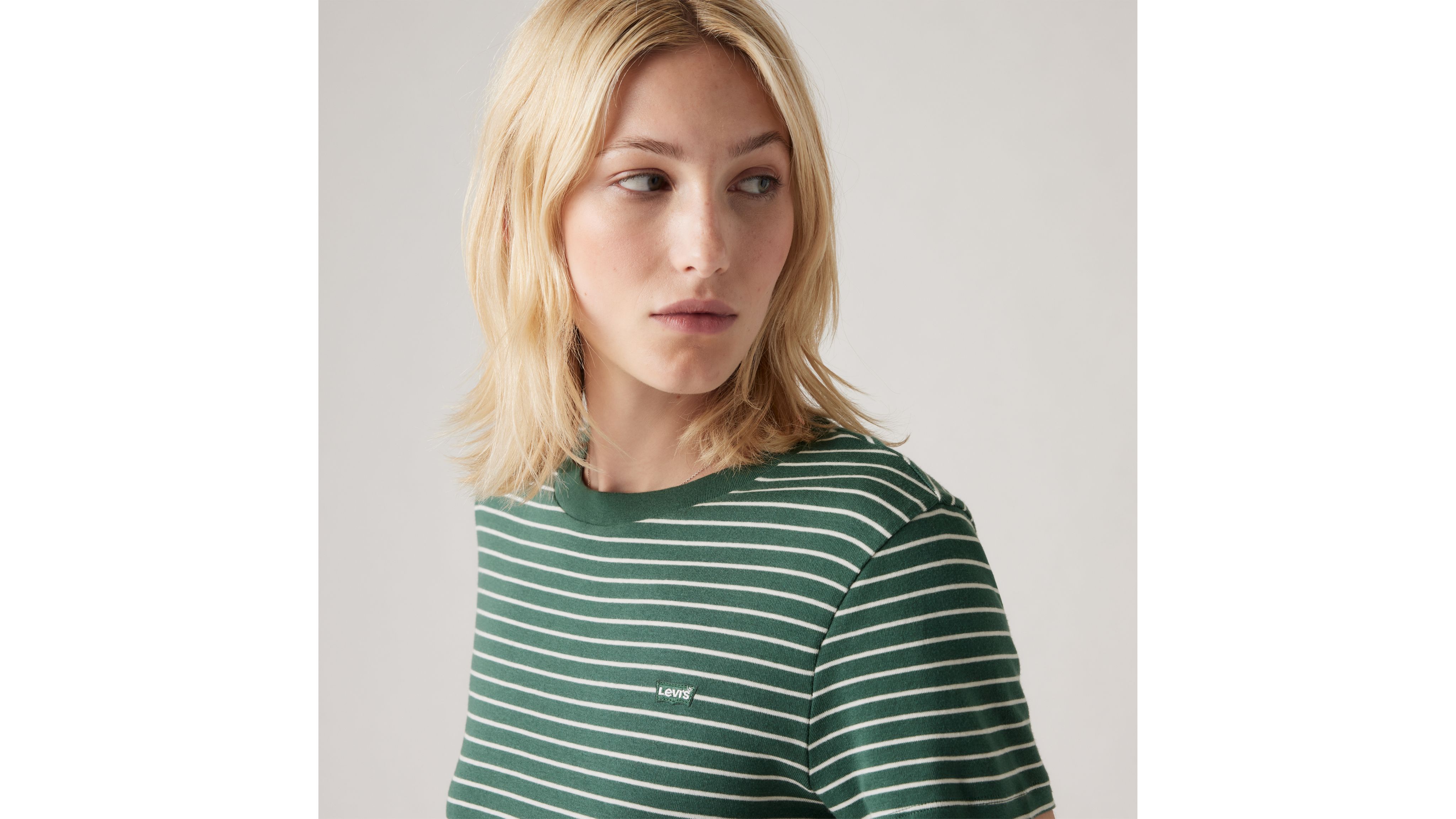 Essential Housemark Tee - Green | Levi's® IS