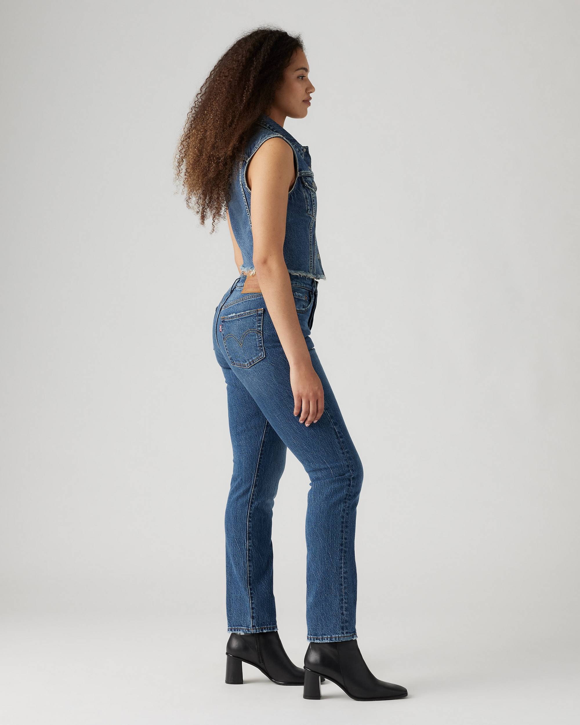 501® Original Fit Women's Jeans - Medium Wash | Levi's® US 501® Original Fit Women's Jeans - Medium Wash | Levi's® US