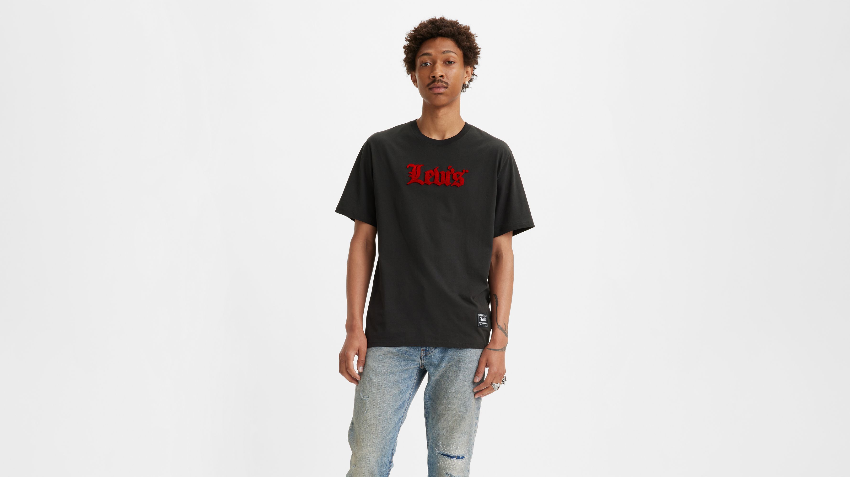Relaxed Fit Tee - Black | Levi's® KZ