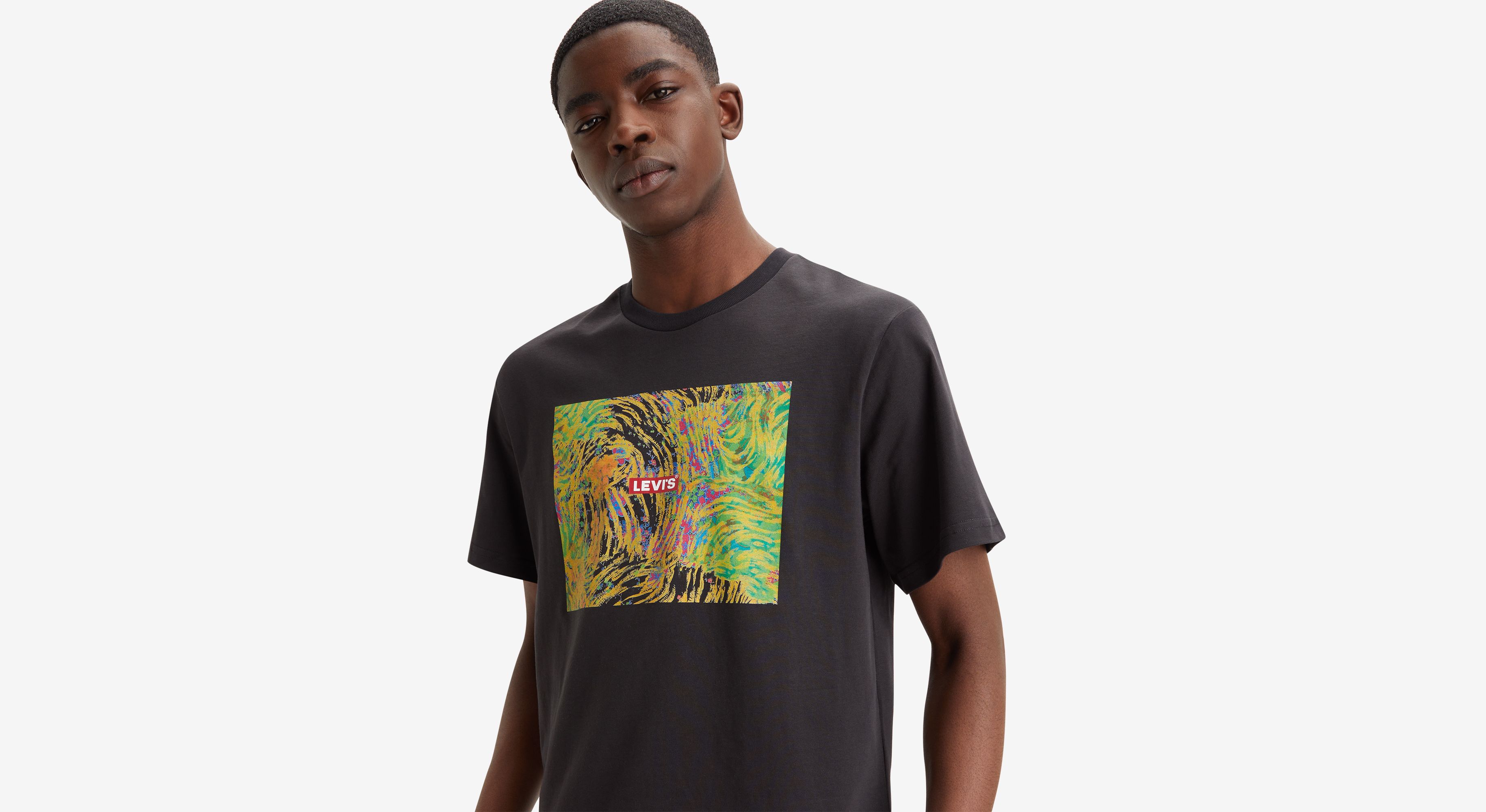 Relaxed Fit Tee - Black | Levi's® CH