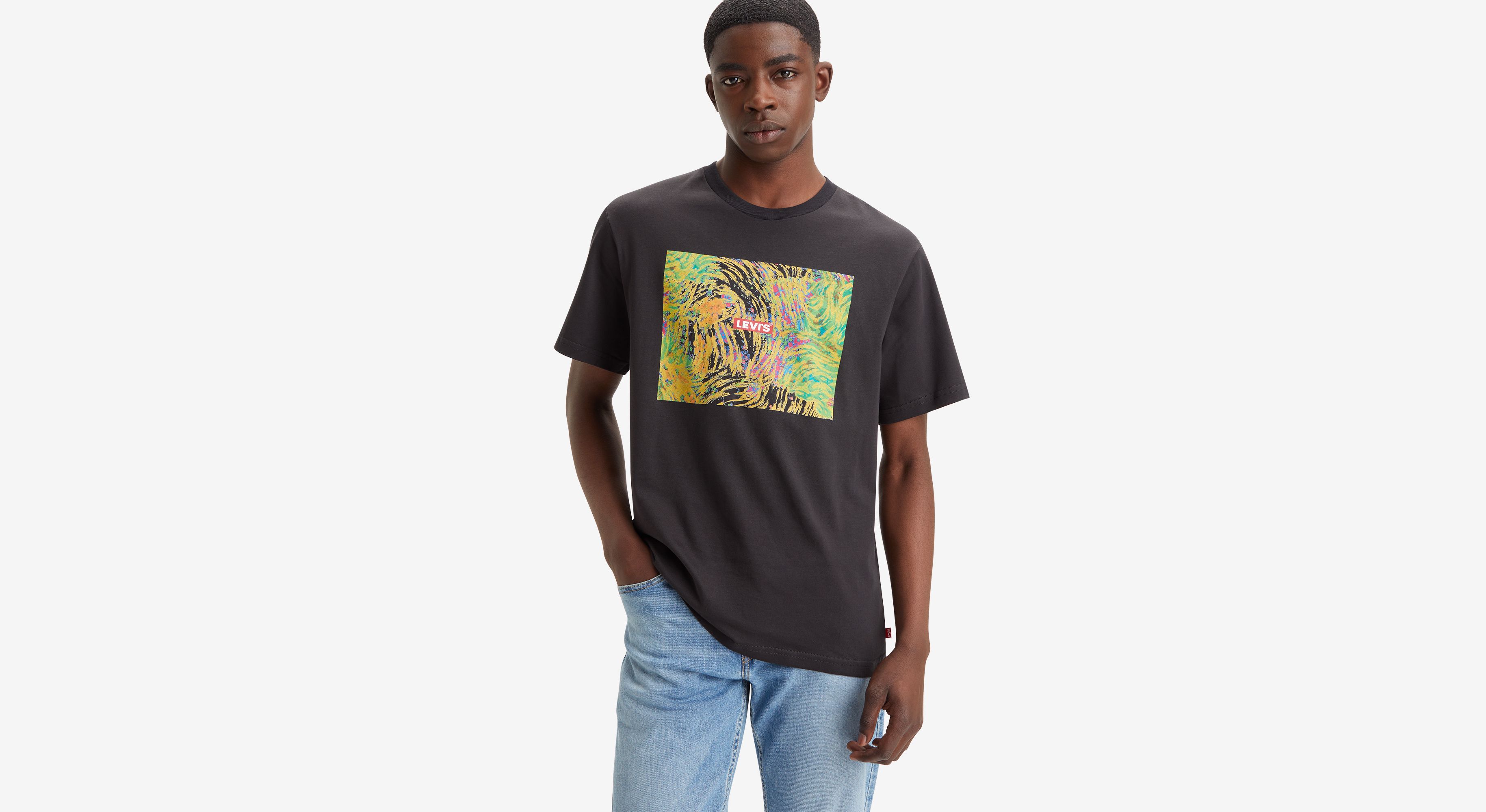 Relaxed Fit Tee - Black | Levi's® RO