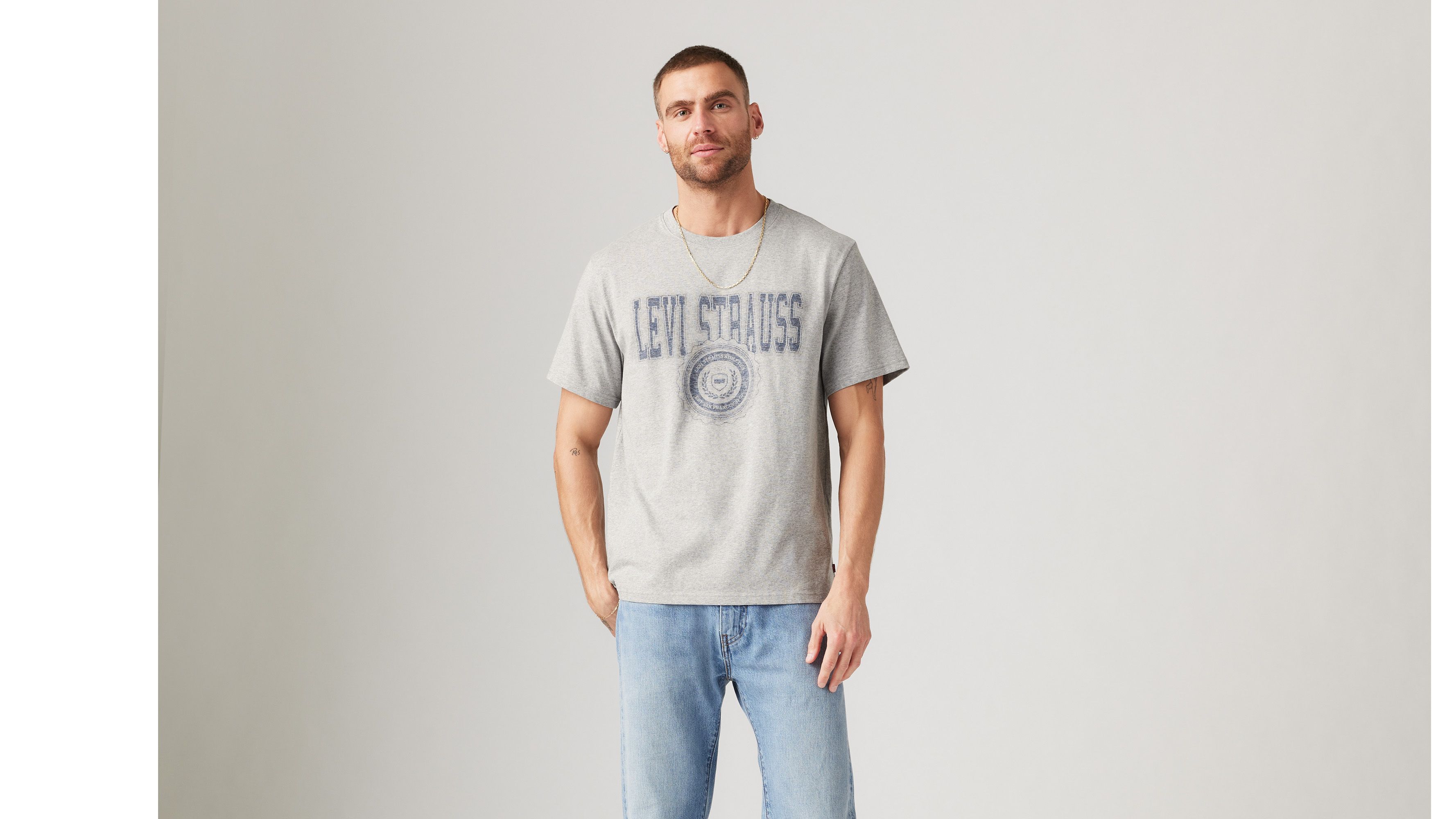 Relaxed Fit Short Sleeve Graphic T-shirt - Grey | Levi's® US