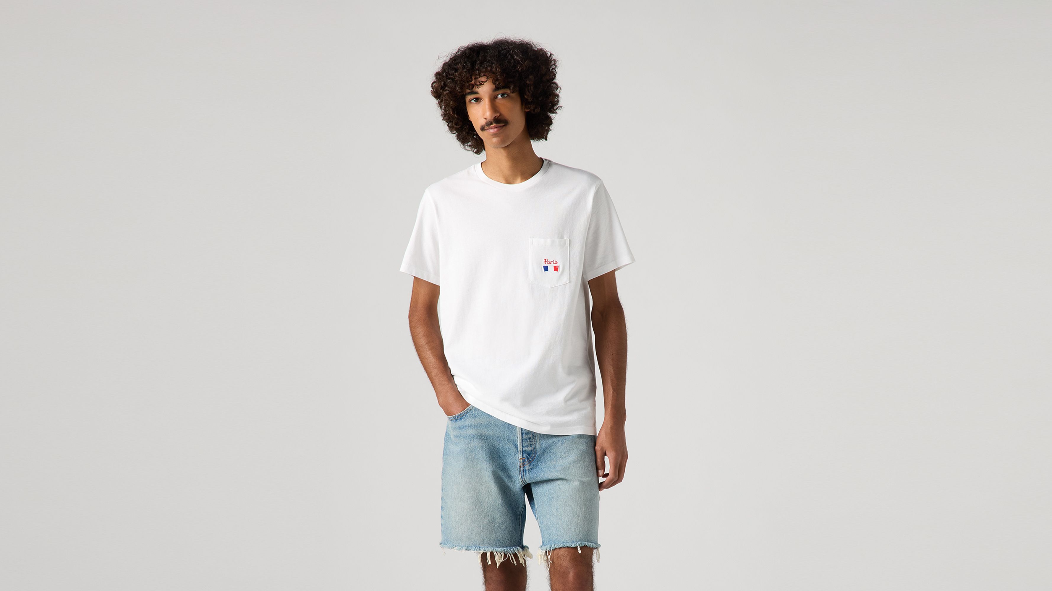 Levi's® For Pari's Classic Pocket Tee - White | Levi's® GB