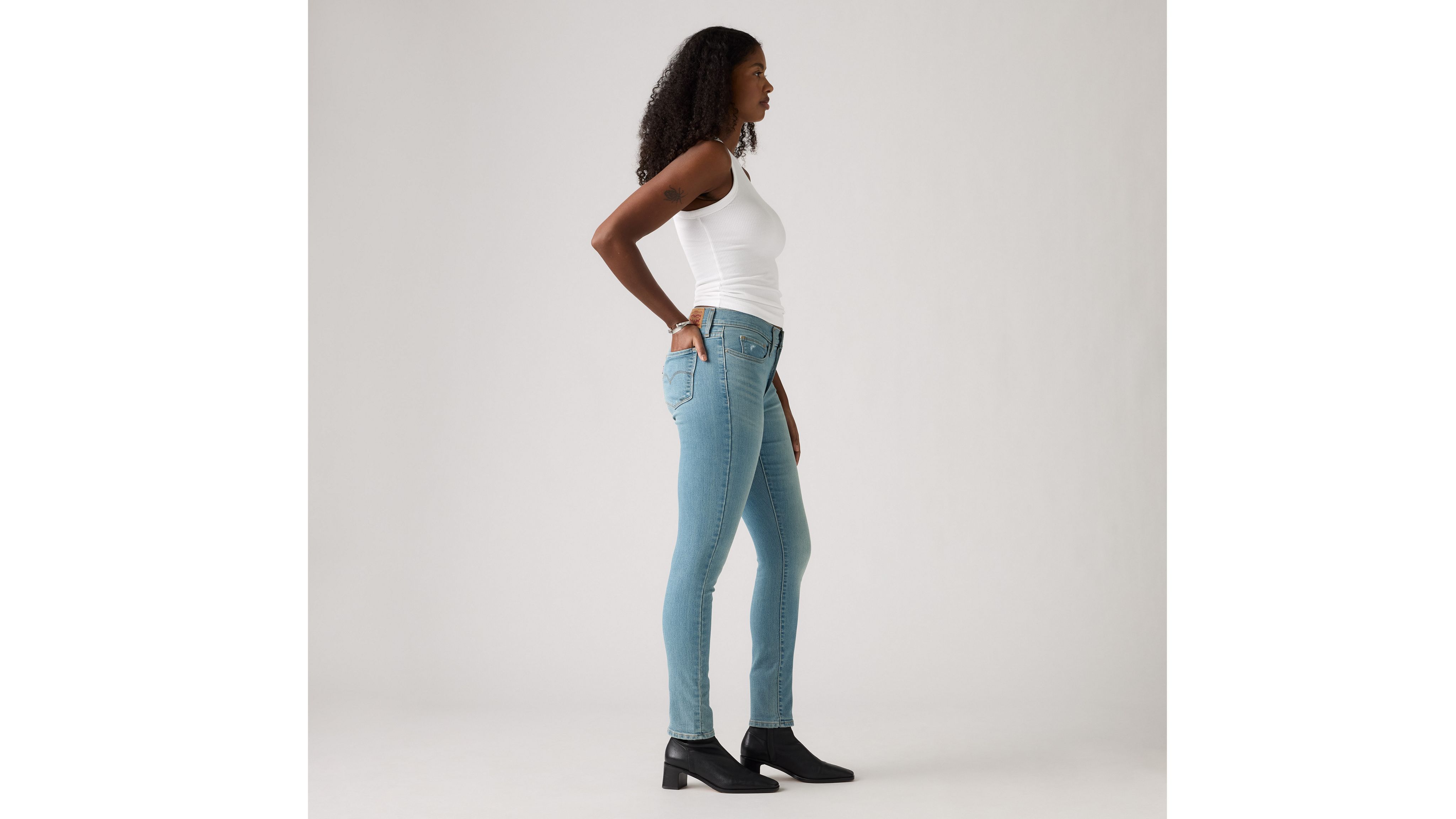 311 Shaping Skinny Women's Jeans - Medium Wash | Levi's® US