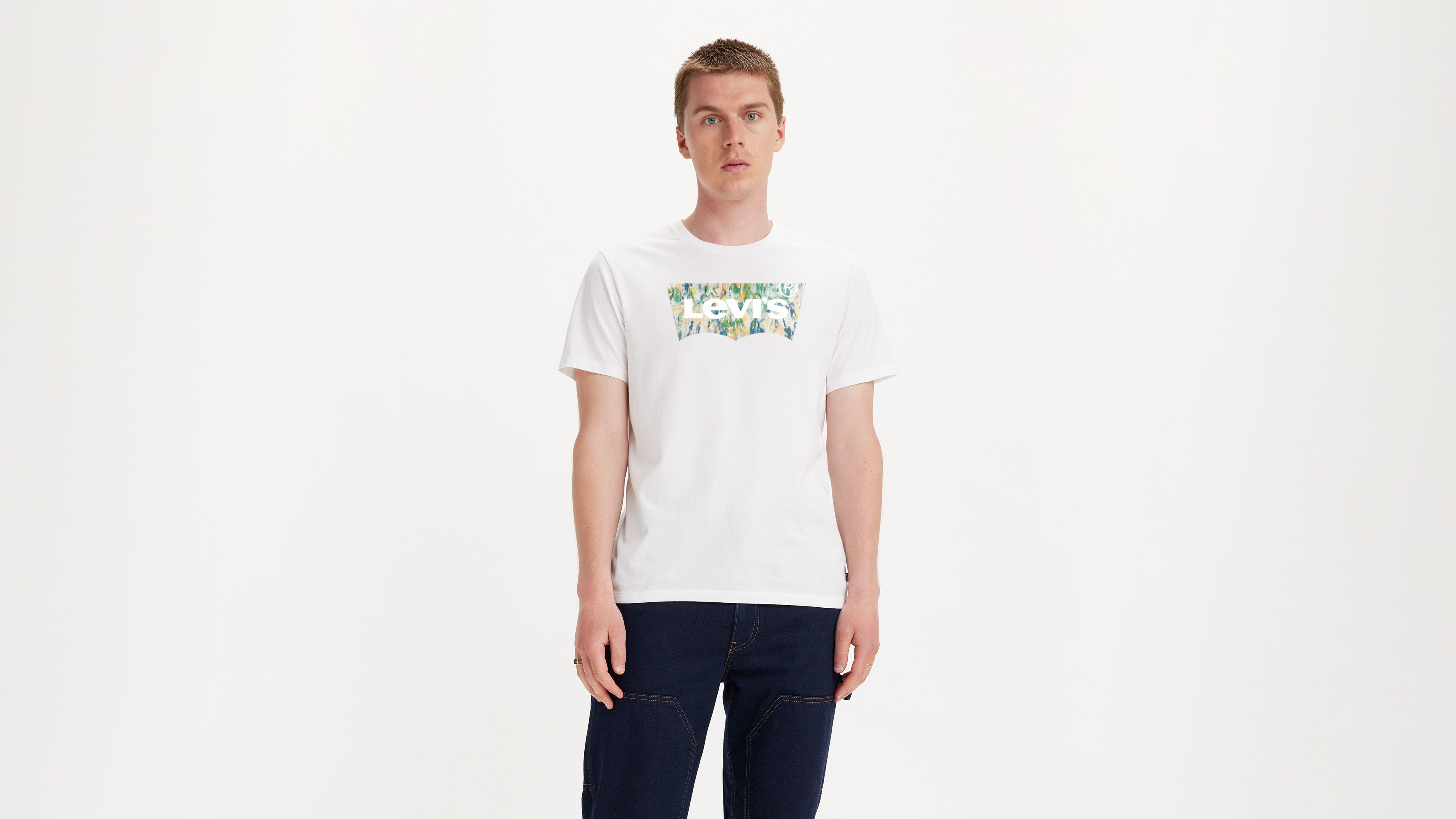 Graphic Crewneck Tee - White | Levi's® HU