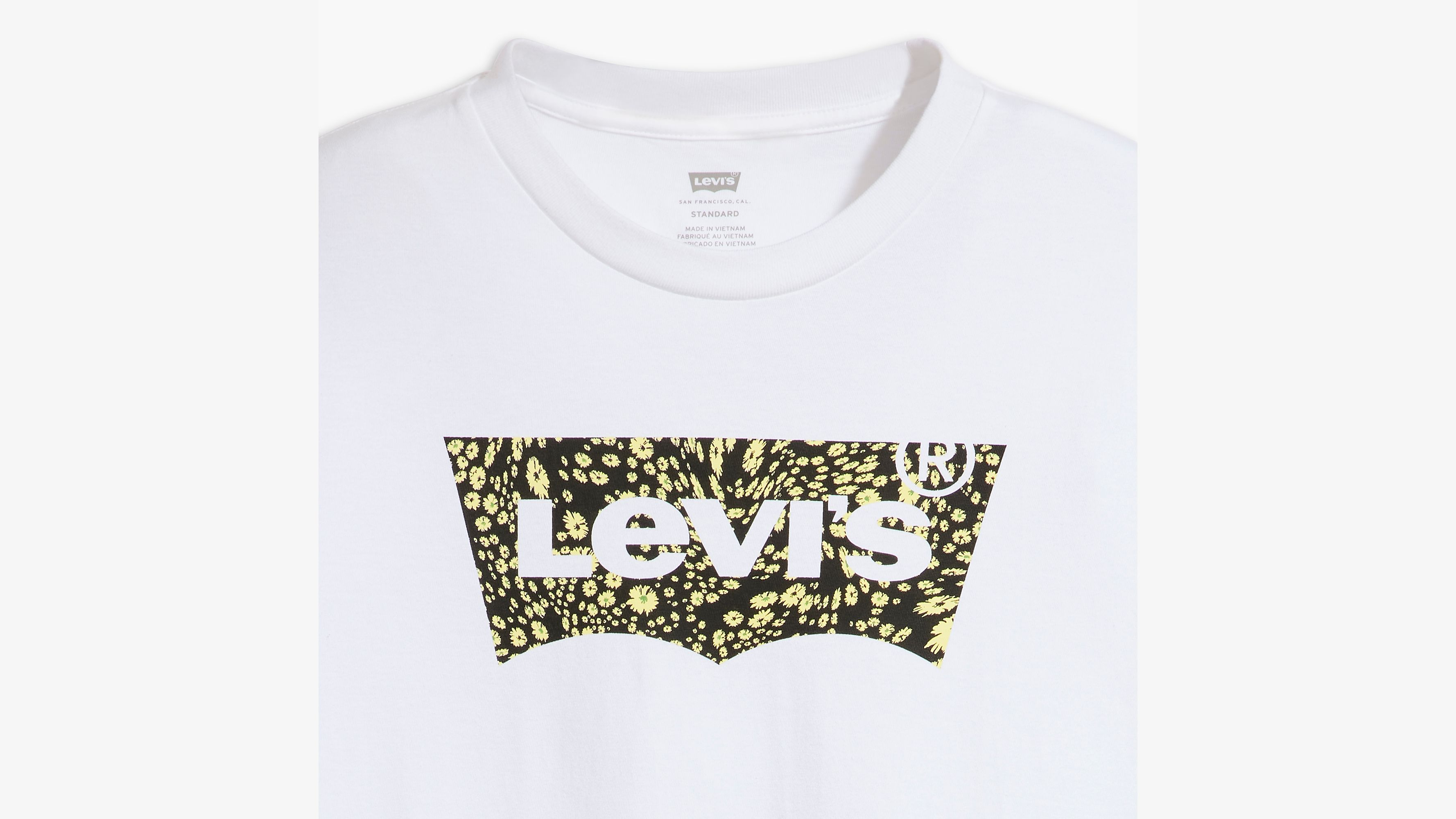 Classic Graphic T-shirt - White | Levi's® US