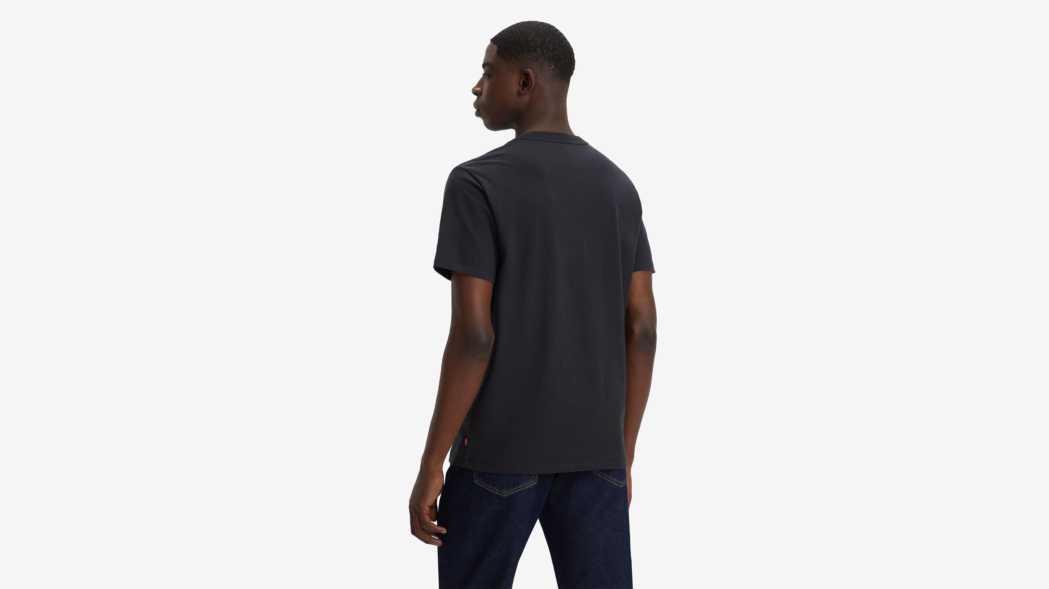 Classic Graphic Tee - Black | Levi's® GE