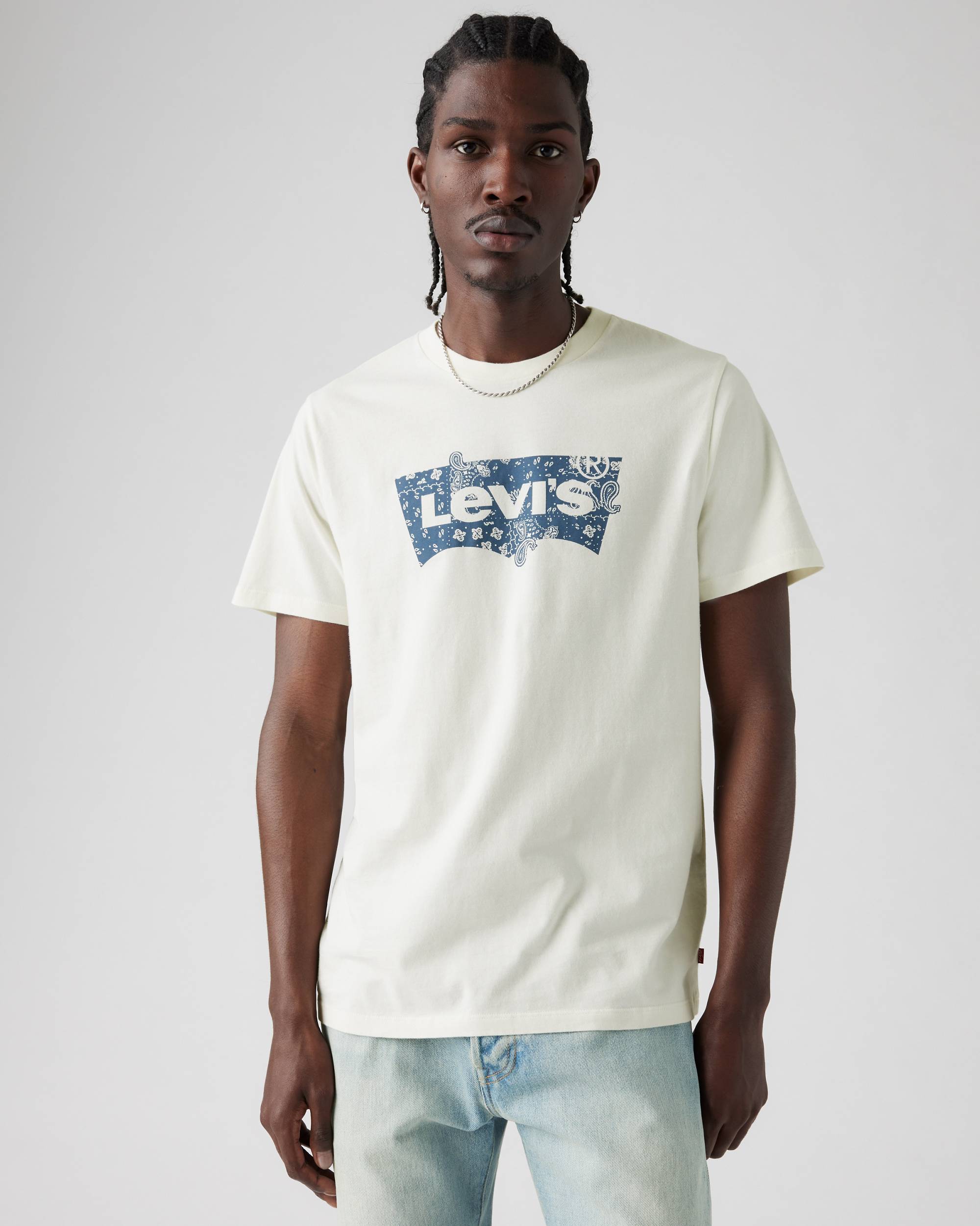 Classic Graphic T-shirt - White | Levi's® US Classic Graphic T-shirt - White | Levi's® US