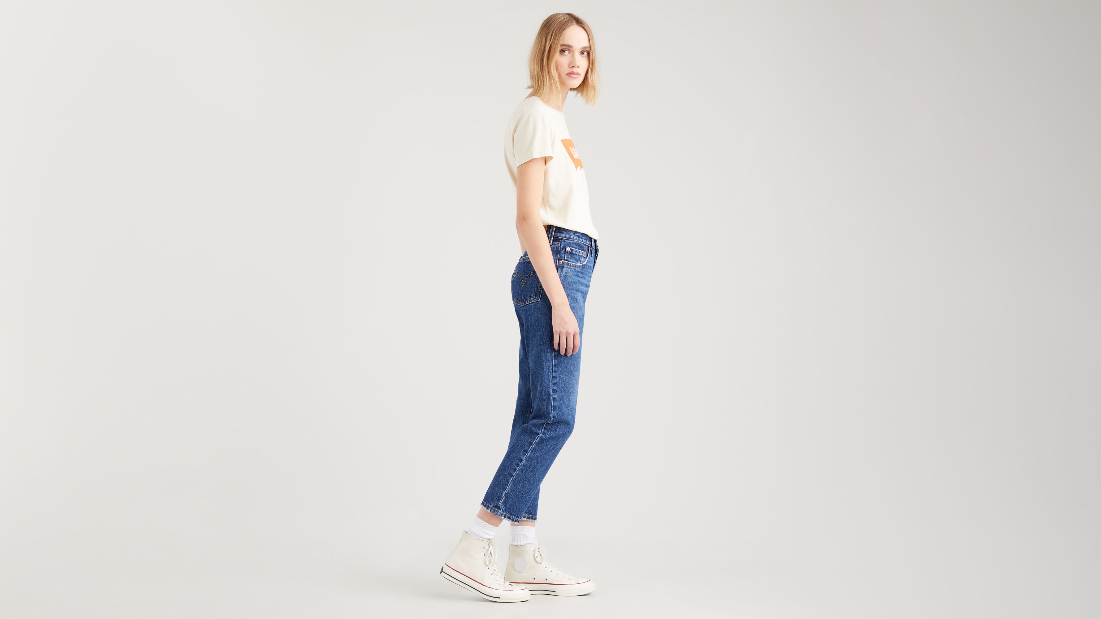 501® Levi's® Crop Jeans - Blue | Levi's® LV