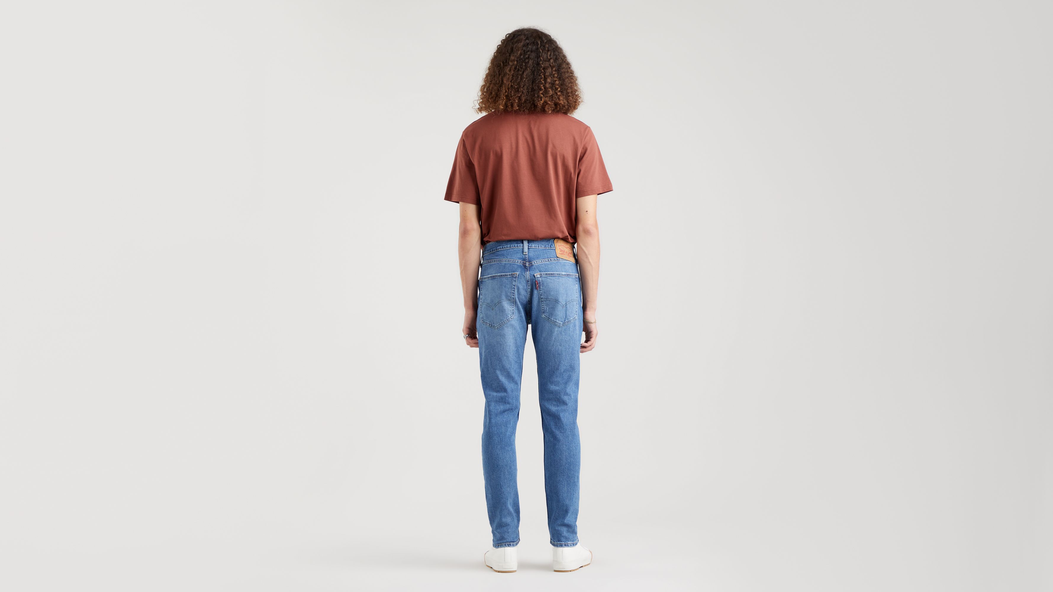 512™ Slim Tapered Lo-ball Jeans - Blue | Levi's® GI