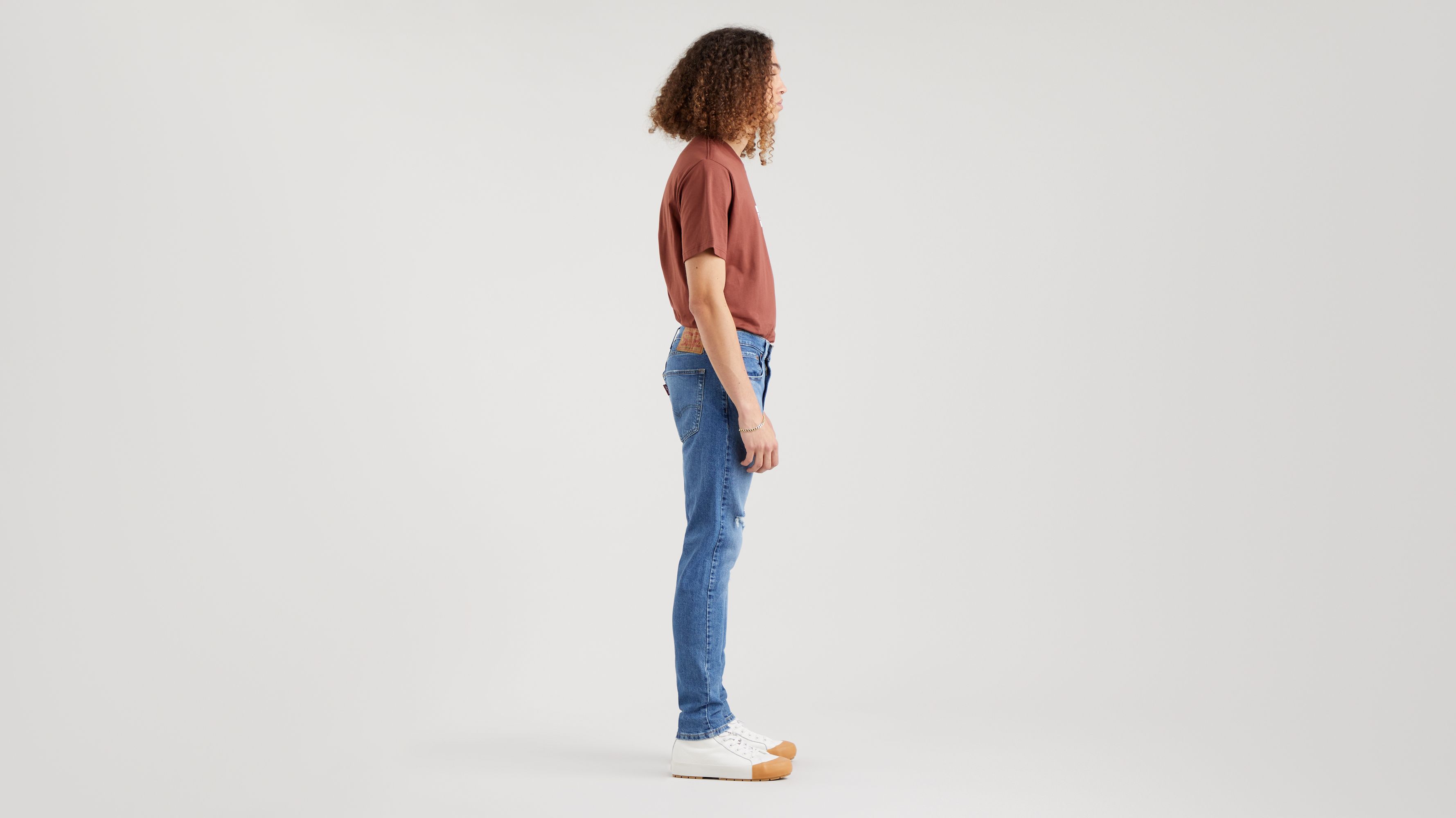 512™ Slim Tapered Lo-ball Jeans - Blue | Levi's® XK