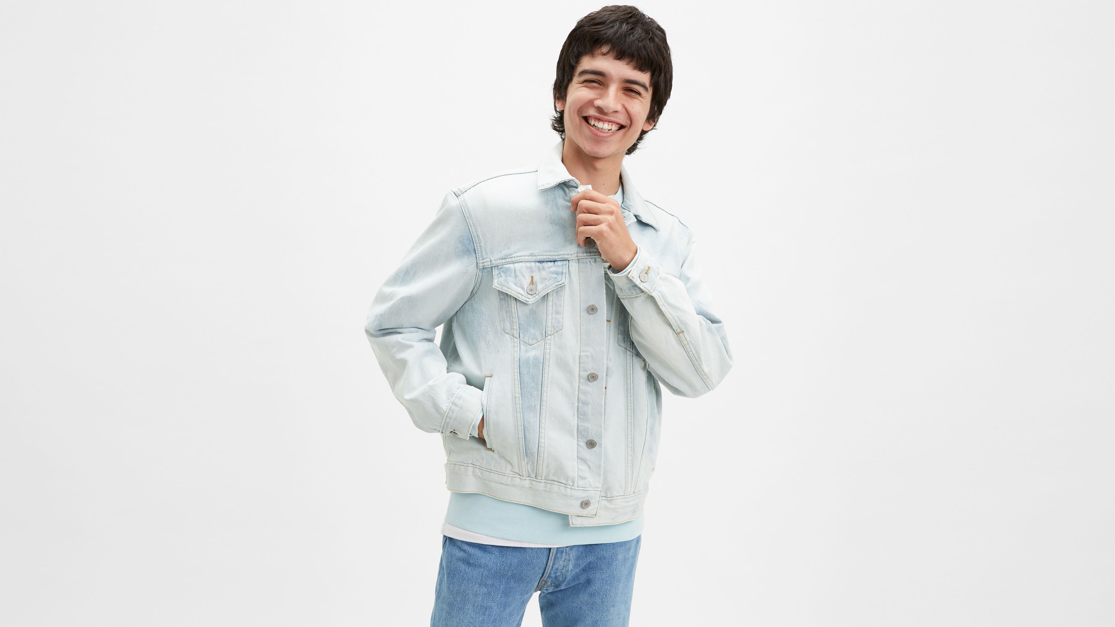 Vintage Fit Trucker Jacket - Light Wash | Levi's® US