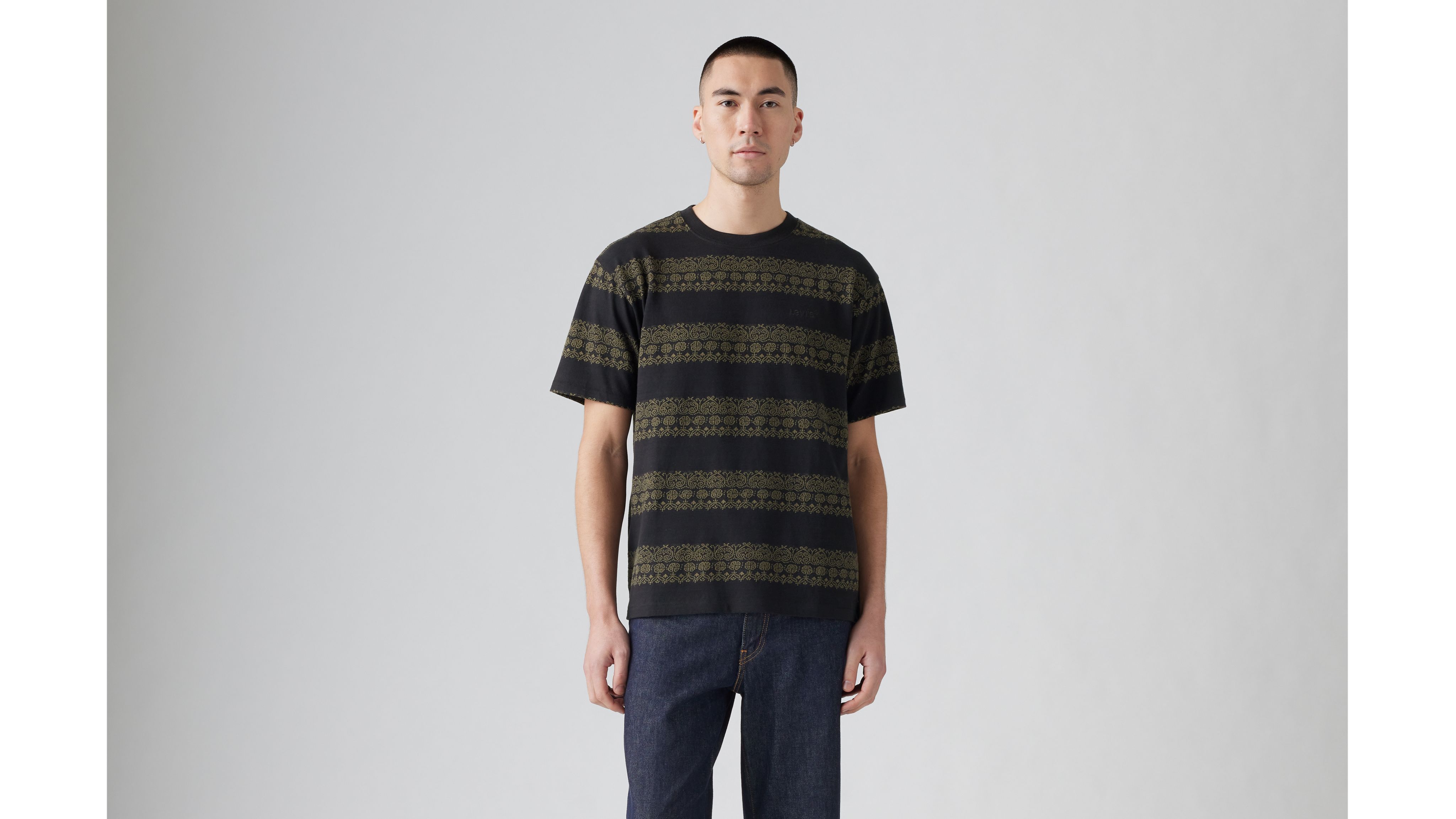 Red Tab™ Vintage T-shirt - Black | Levi's® US