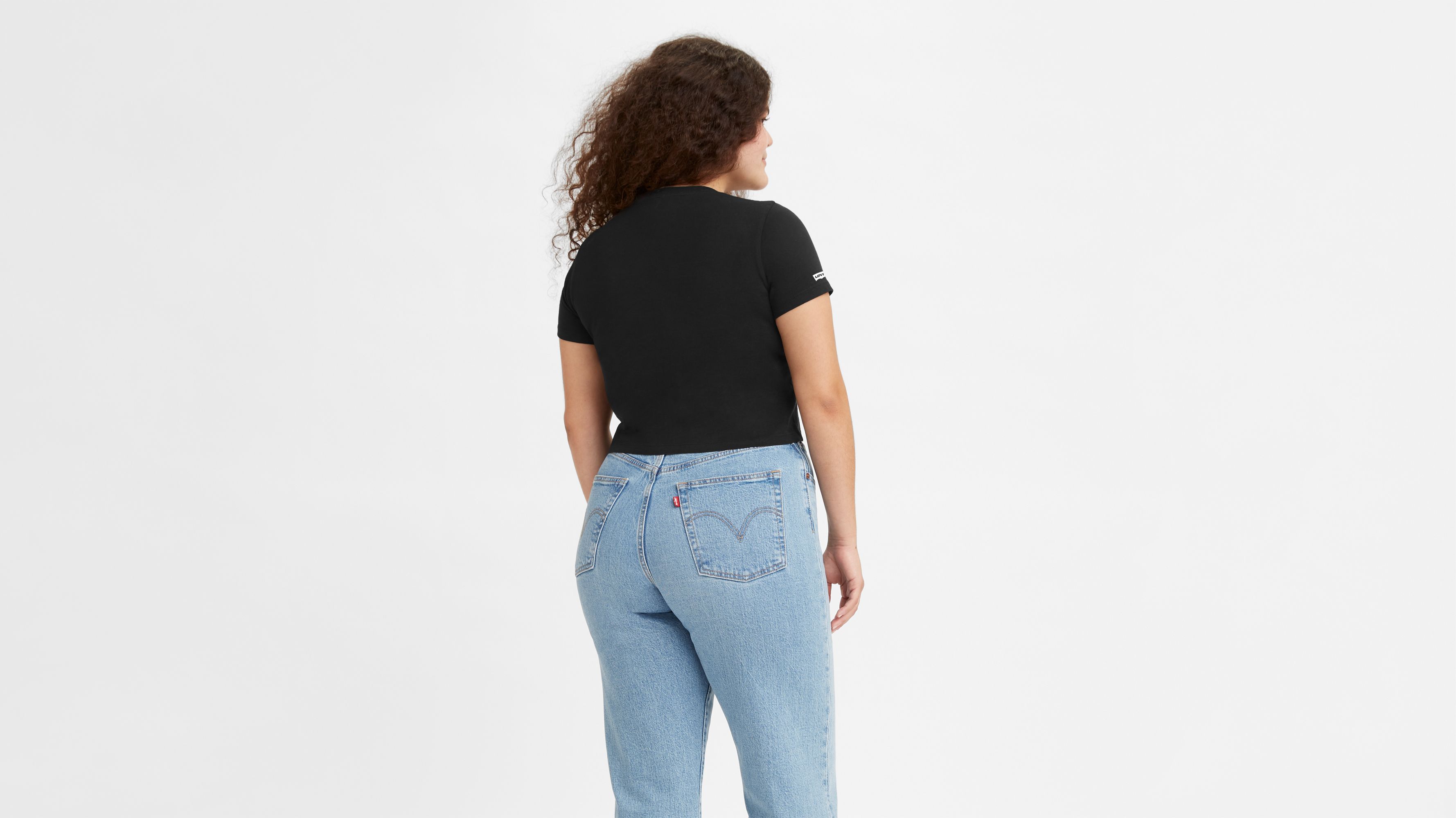Cropped Jordie Tee - Black | Levi's® BE
