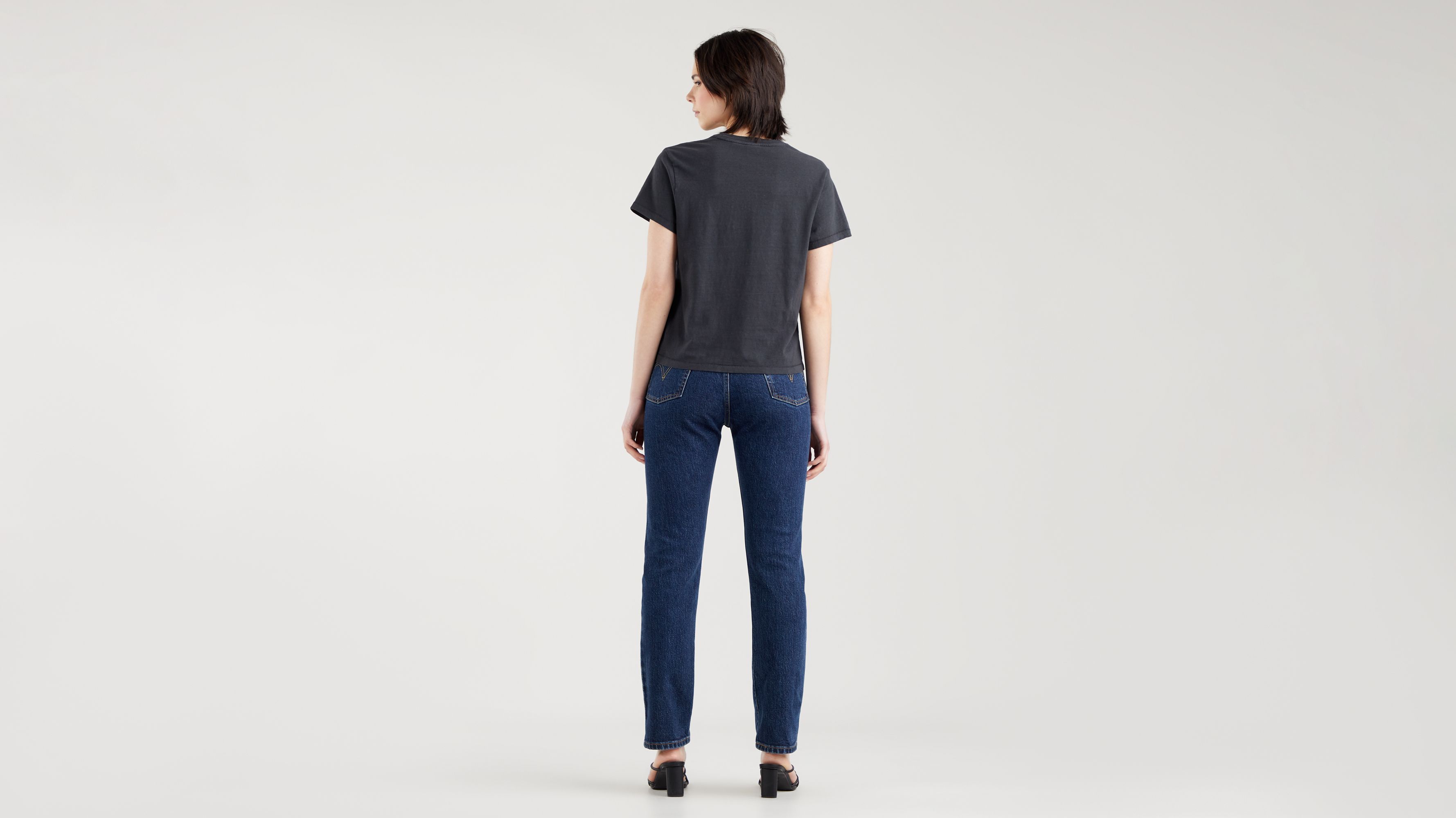 Classic Fit Tee - Black | Levi's® XK