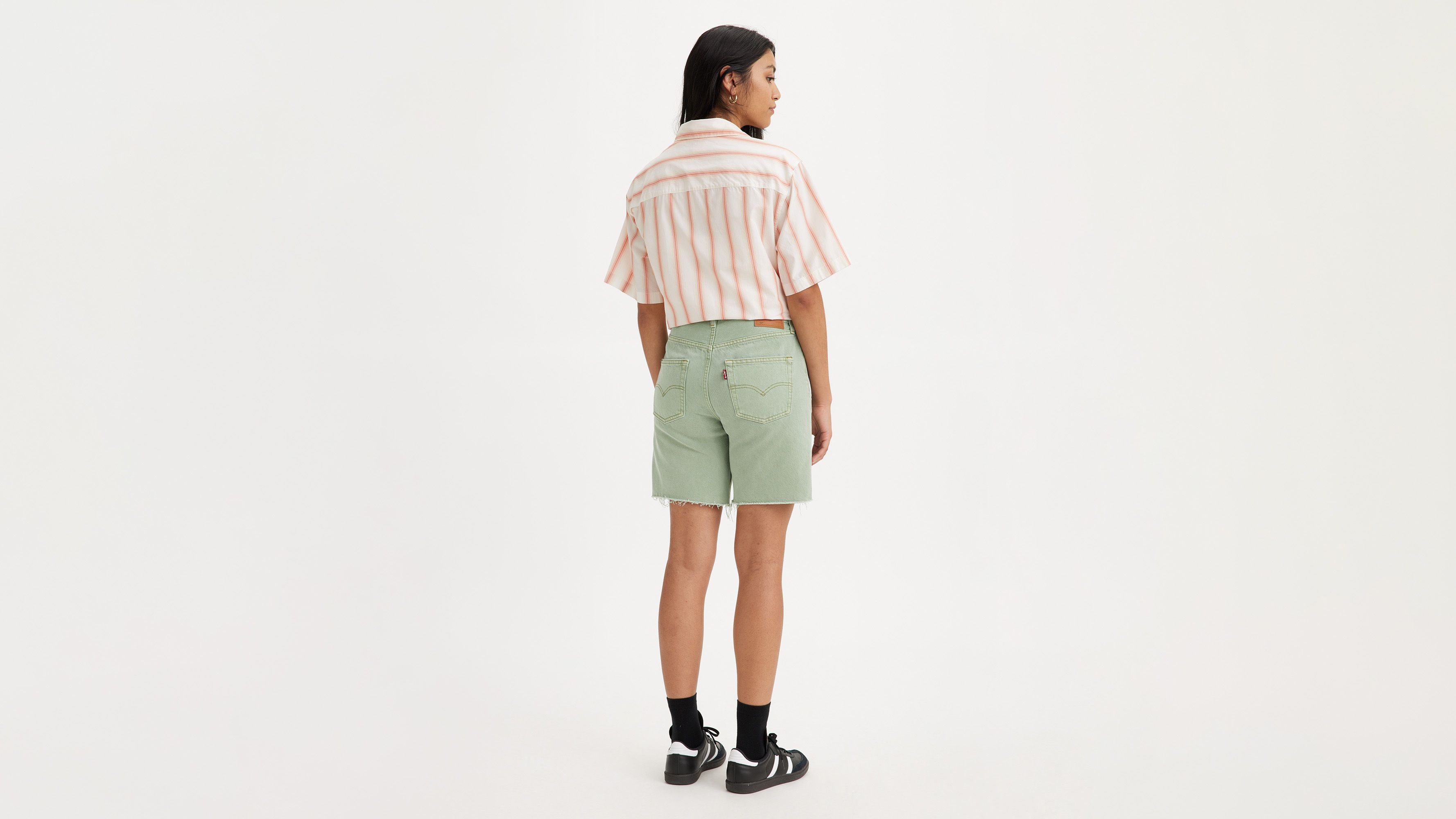 501® '90s Women's Colored Denim Shorts - Green | Levi's® US