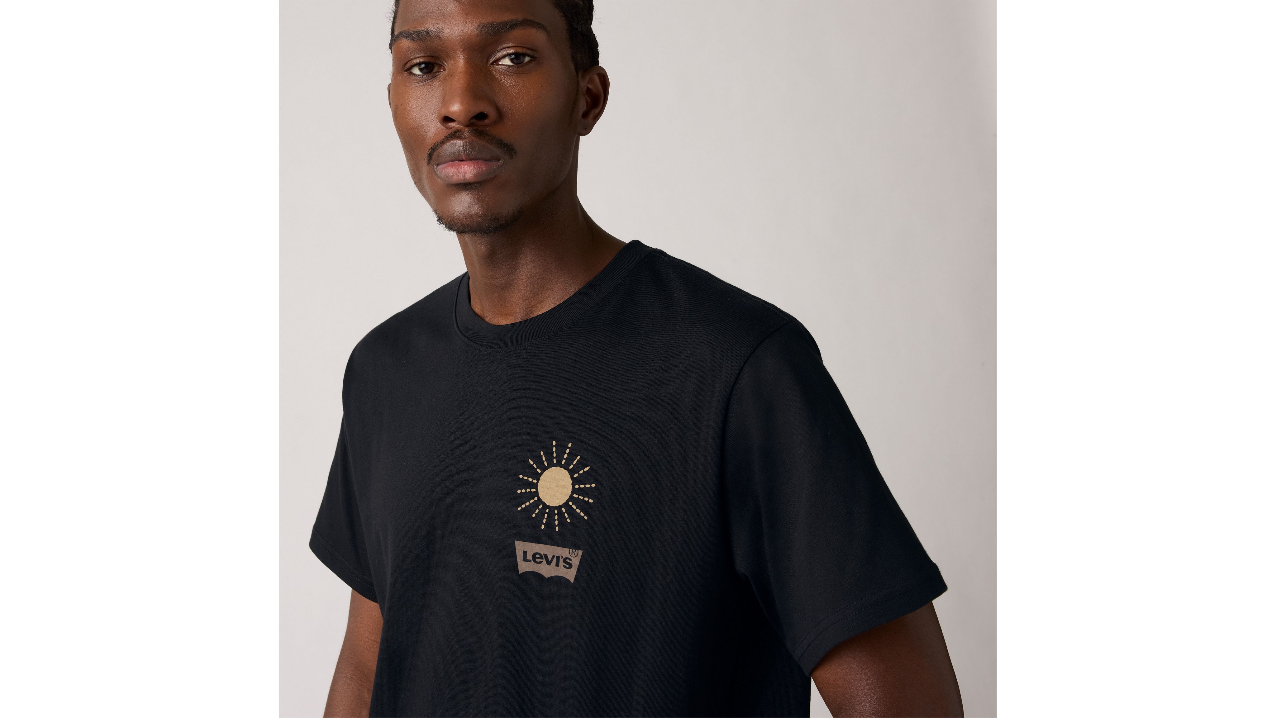 Relaxed Fit Tee - Black | Levi's® PL
