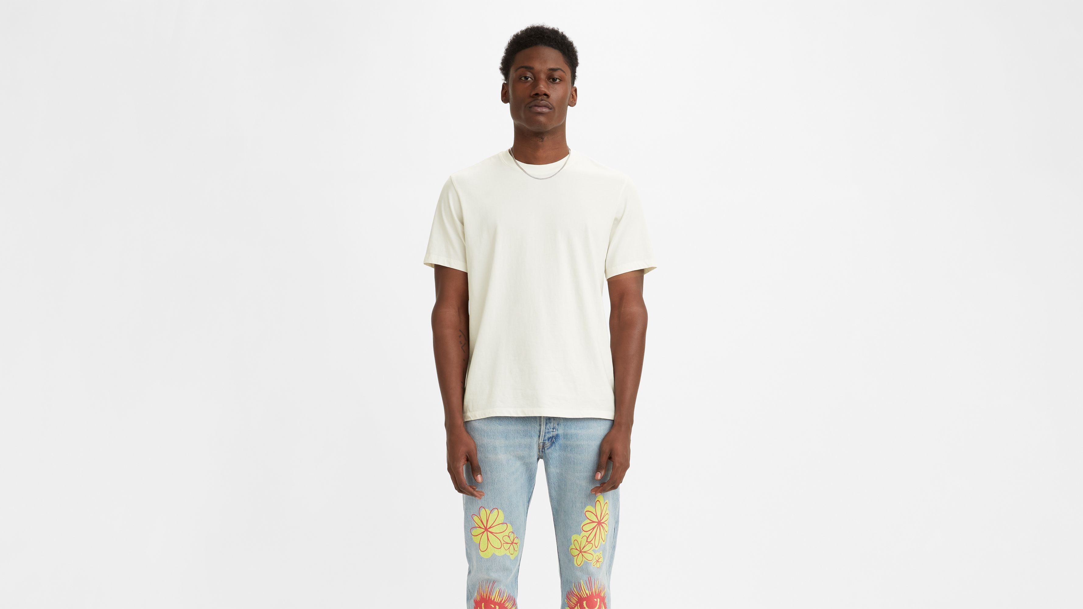 The Essential T-shirt - White | Levi's® US