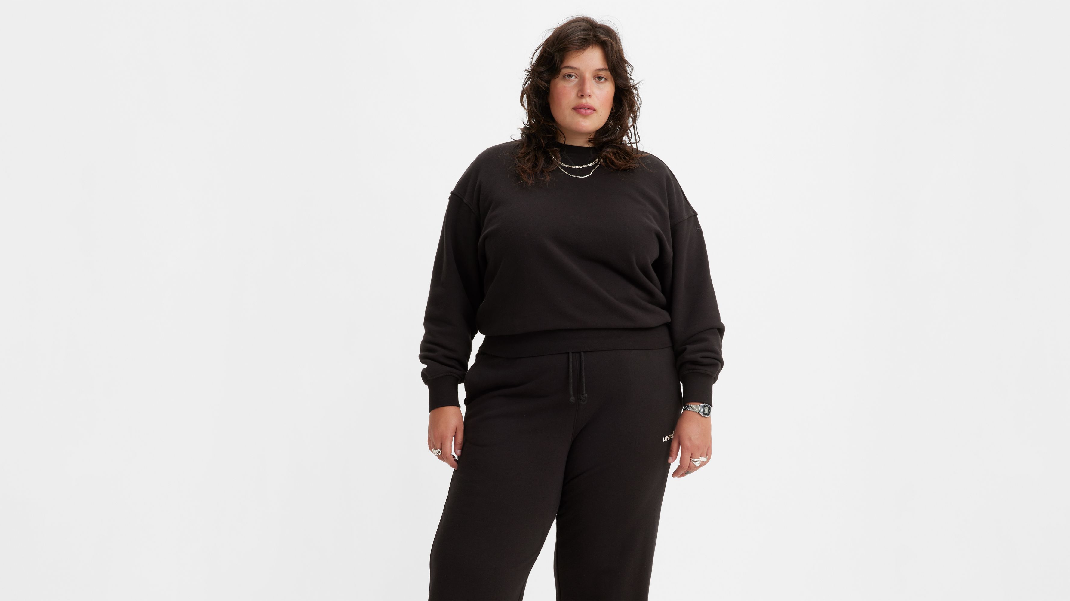Levi's® Gold Tab™ Crewneck Sweatshirt (plus Size) - Black | Levi's® GI