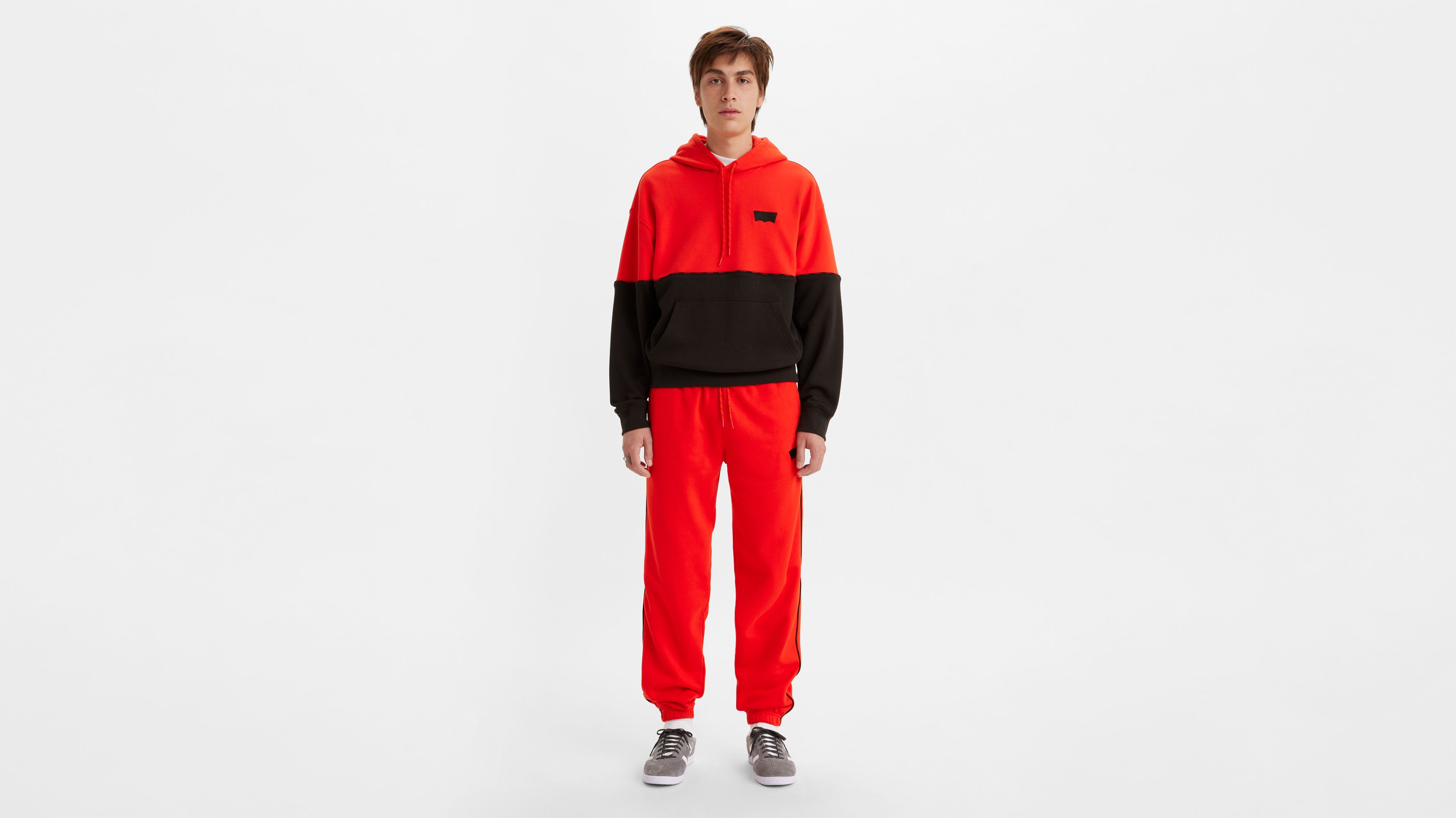 Graphic Piping Sweatpants - Red | Levi's® RO
