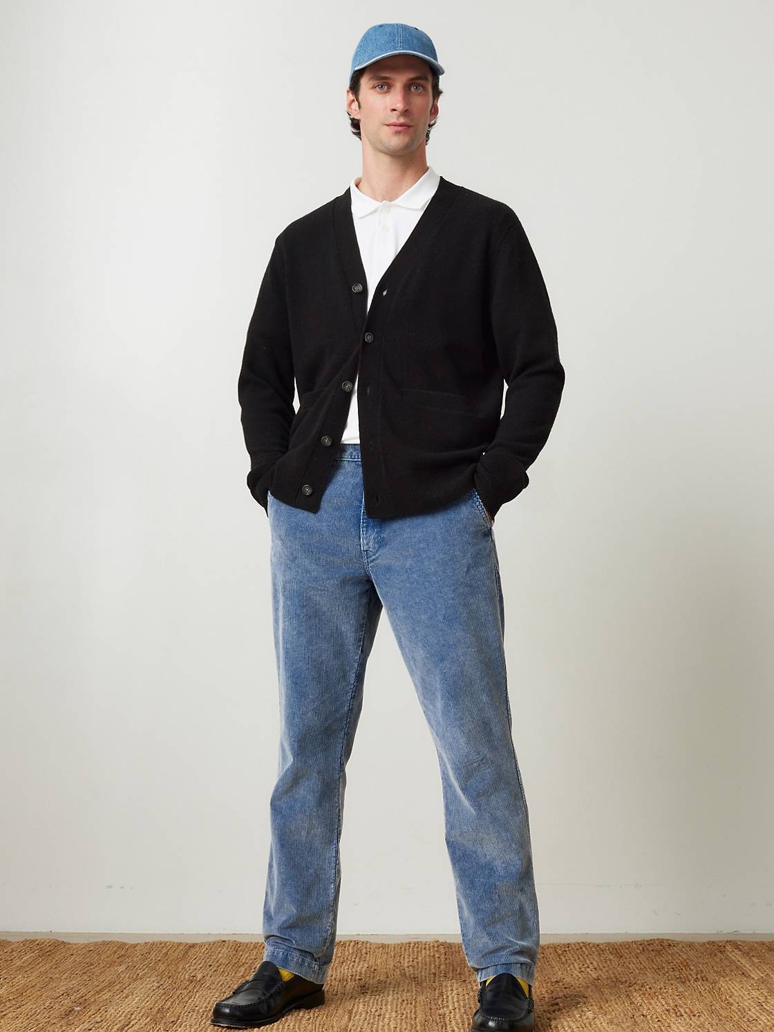 Mens Pants: Shop Mens Sweatpants, Cargo & Chino Styles Mens Pants: Shop Mens Sweatpants, Cargo & Chino Styles