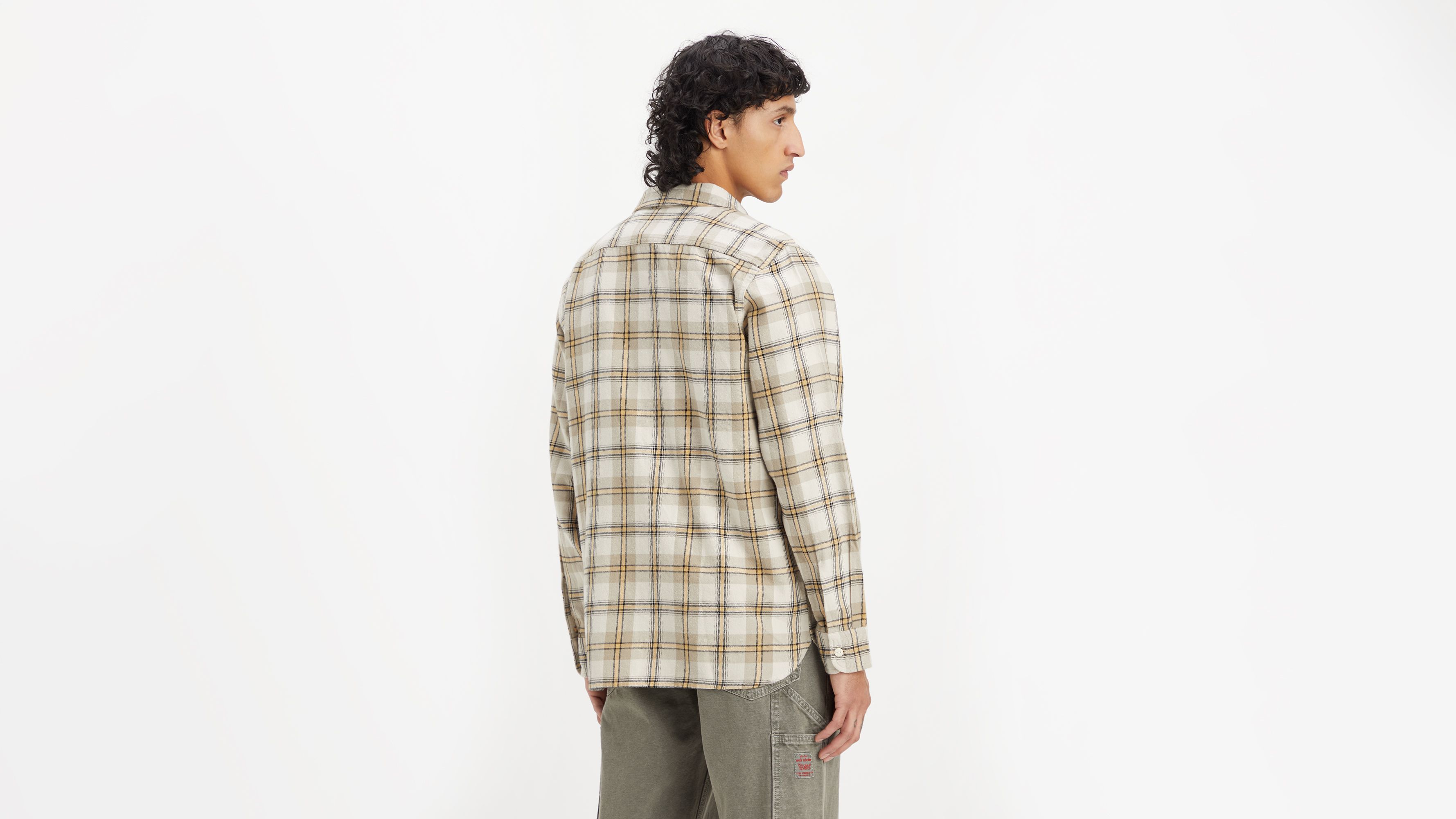 Classic Worker Workwear Shirt - Beige | Levi's® GR