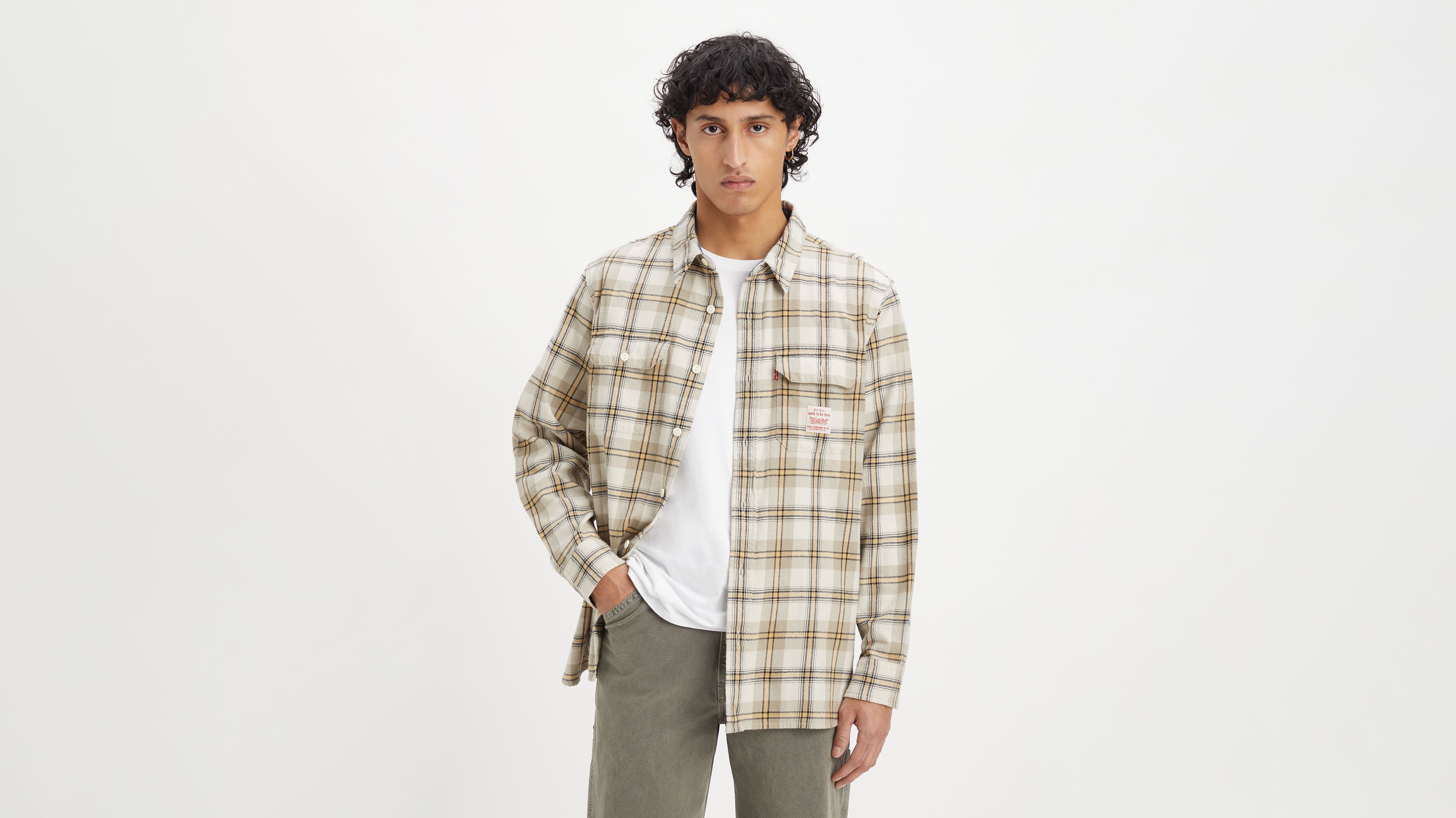 Classic Worker Workwear Shirt - Beige | Levi's® GR