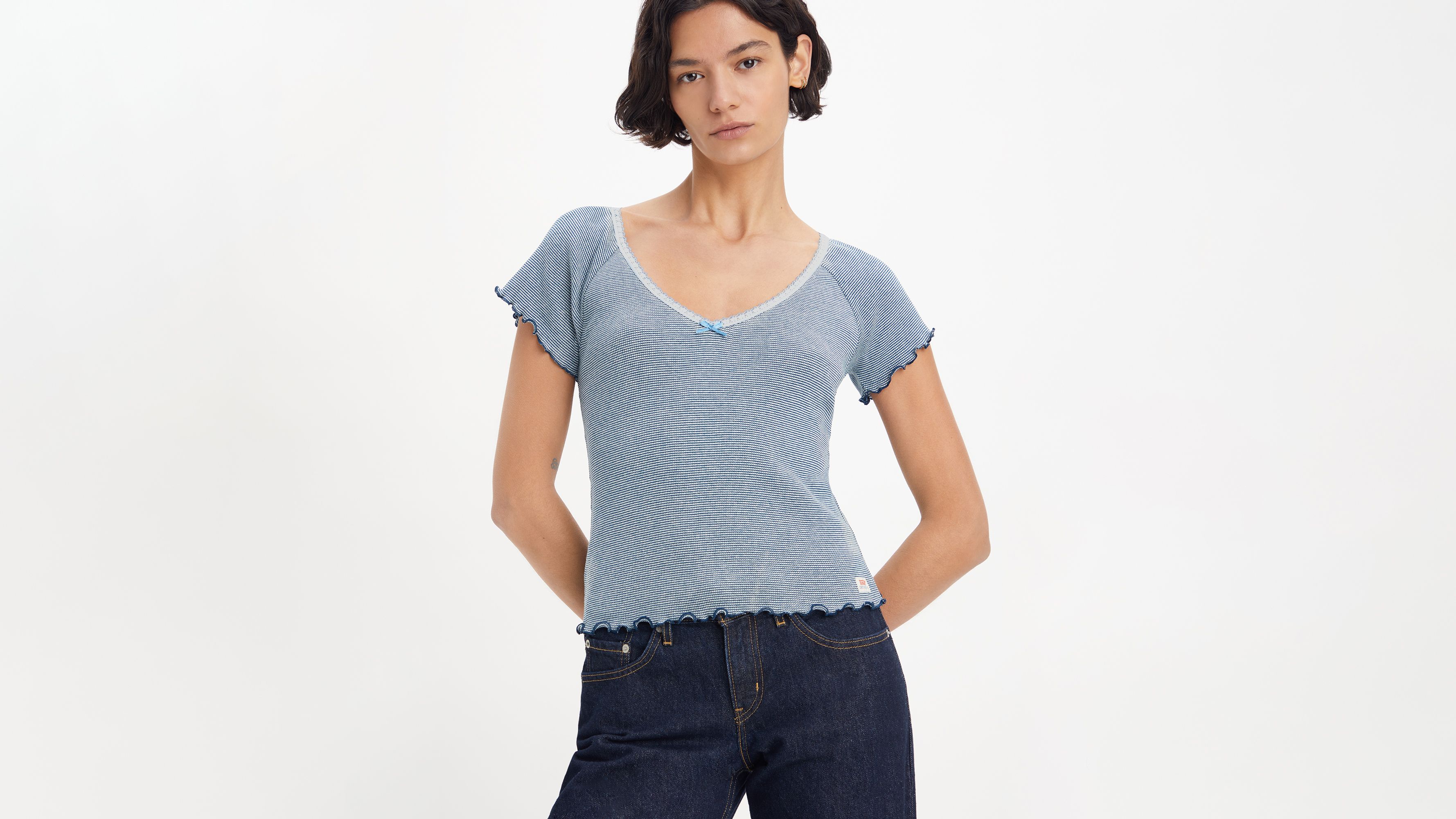 Dry Goods V Neck T-shirt - Blue | Levi's® US