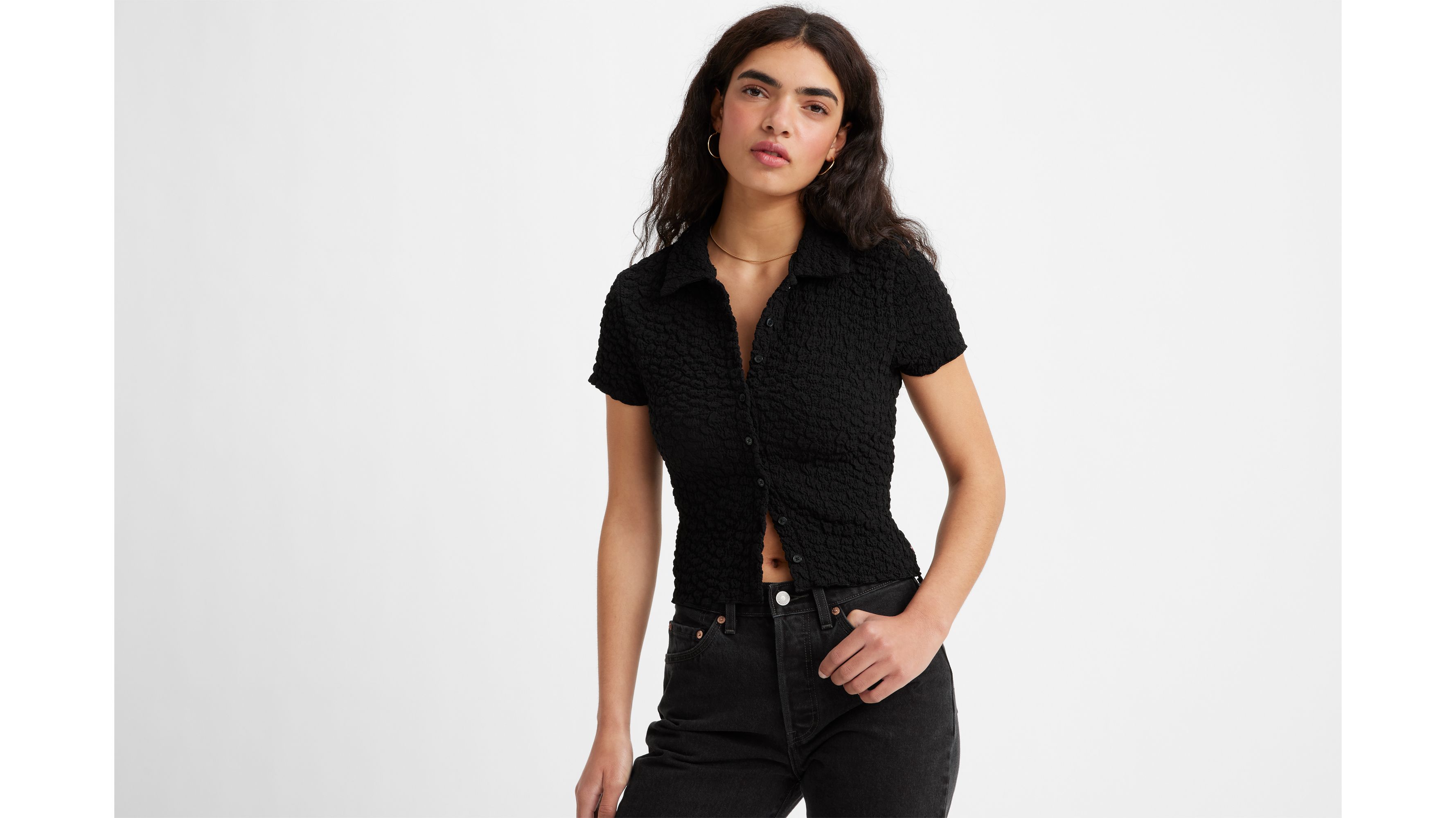 Cloud Button Up Blouse - Black | Levi's® CZ