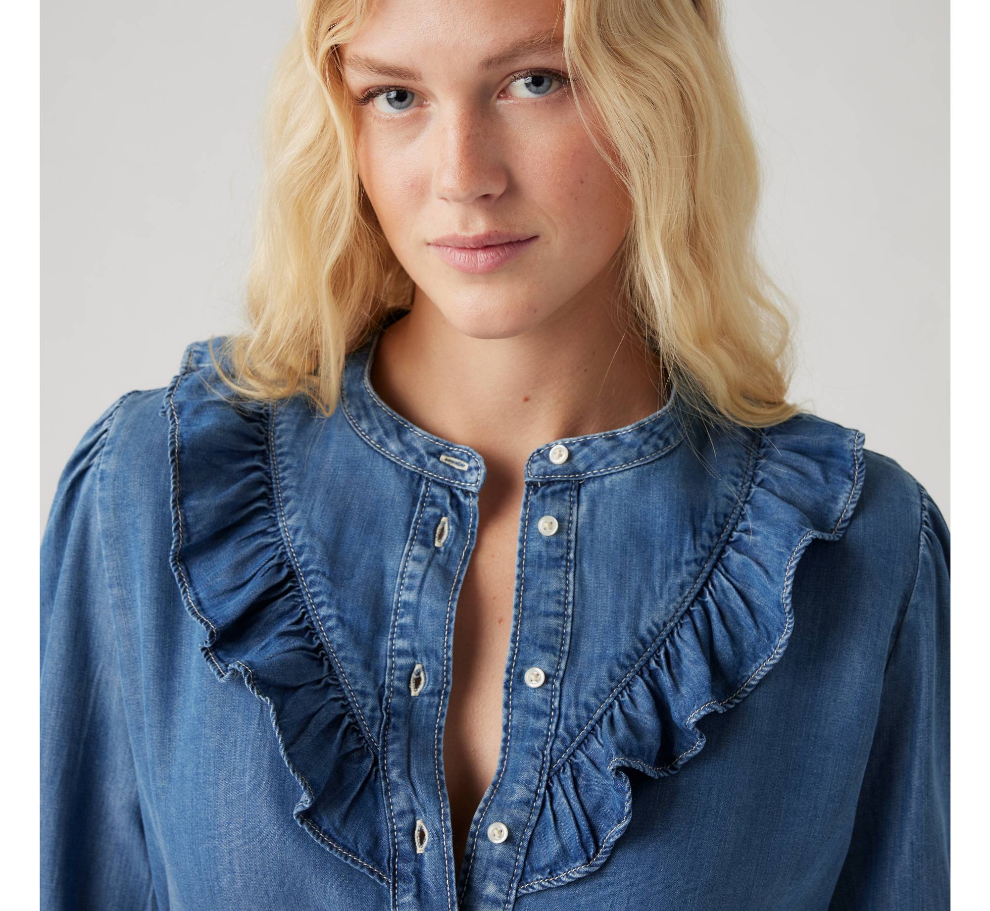 Carinna Lightweight-blus - Blå | Levi's® SE Carinna Lightweight-blus - Blå | Levi's® SE