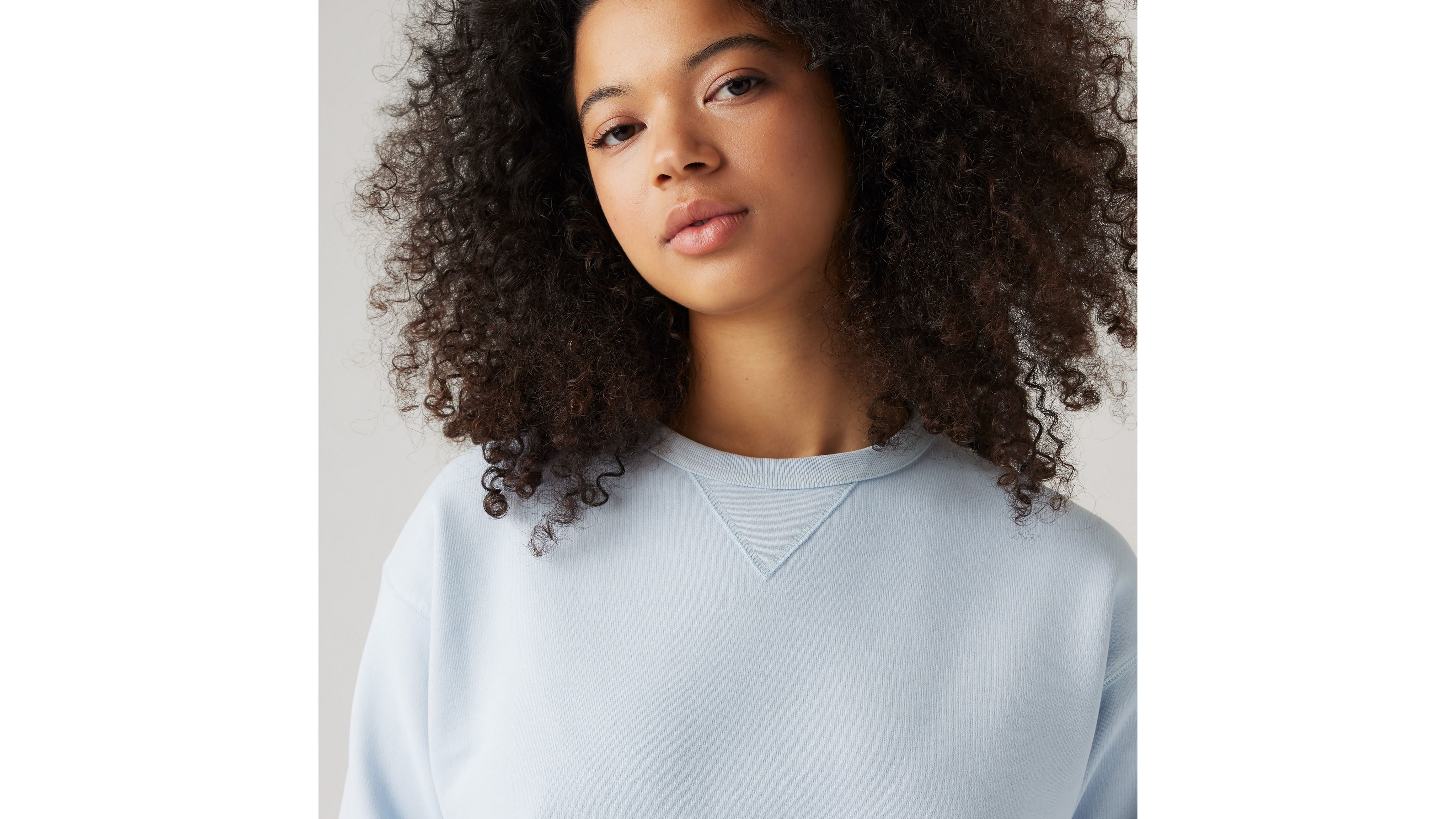 Heritage Crewneck Sweatshirt - Blue | Levi's® GB