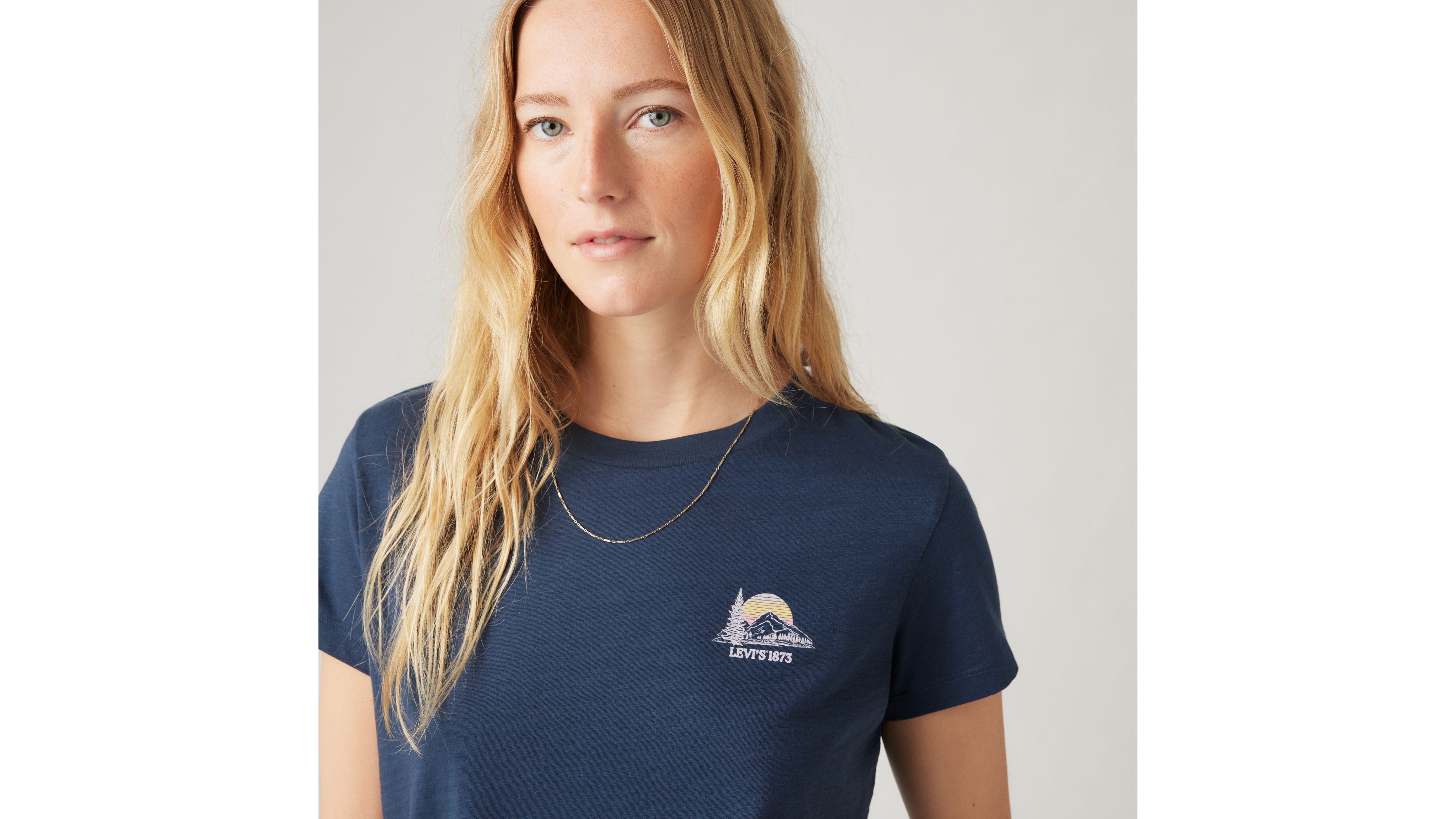 Graphic Boxy T-shirt - Blue | Levi's® US