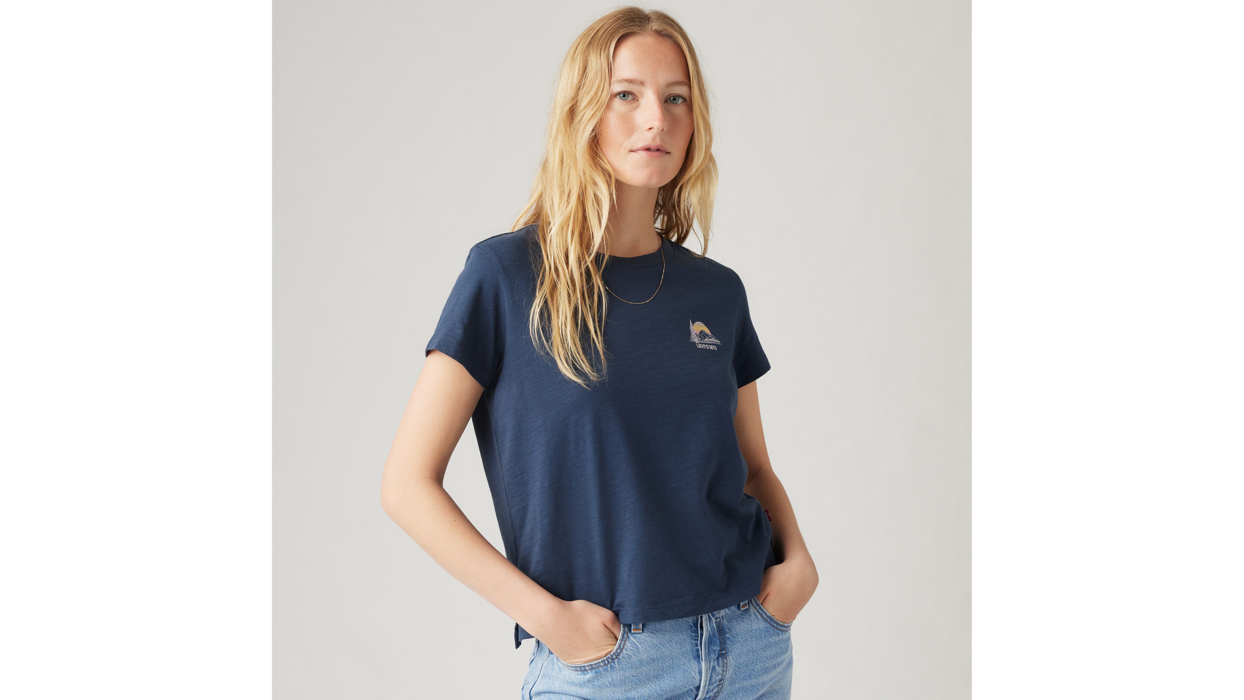 Graphic Boxy T-shirt - Blue | Levi's® US