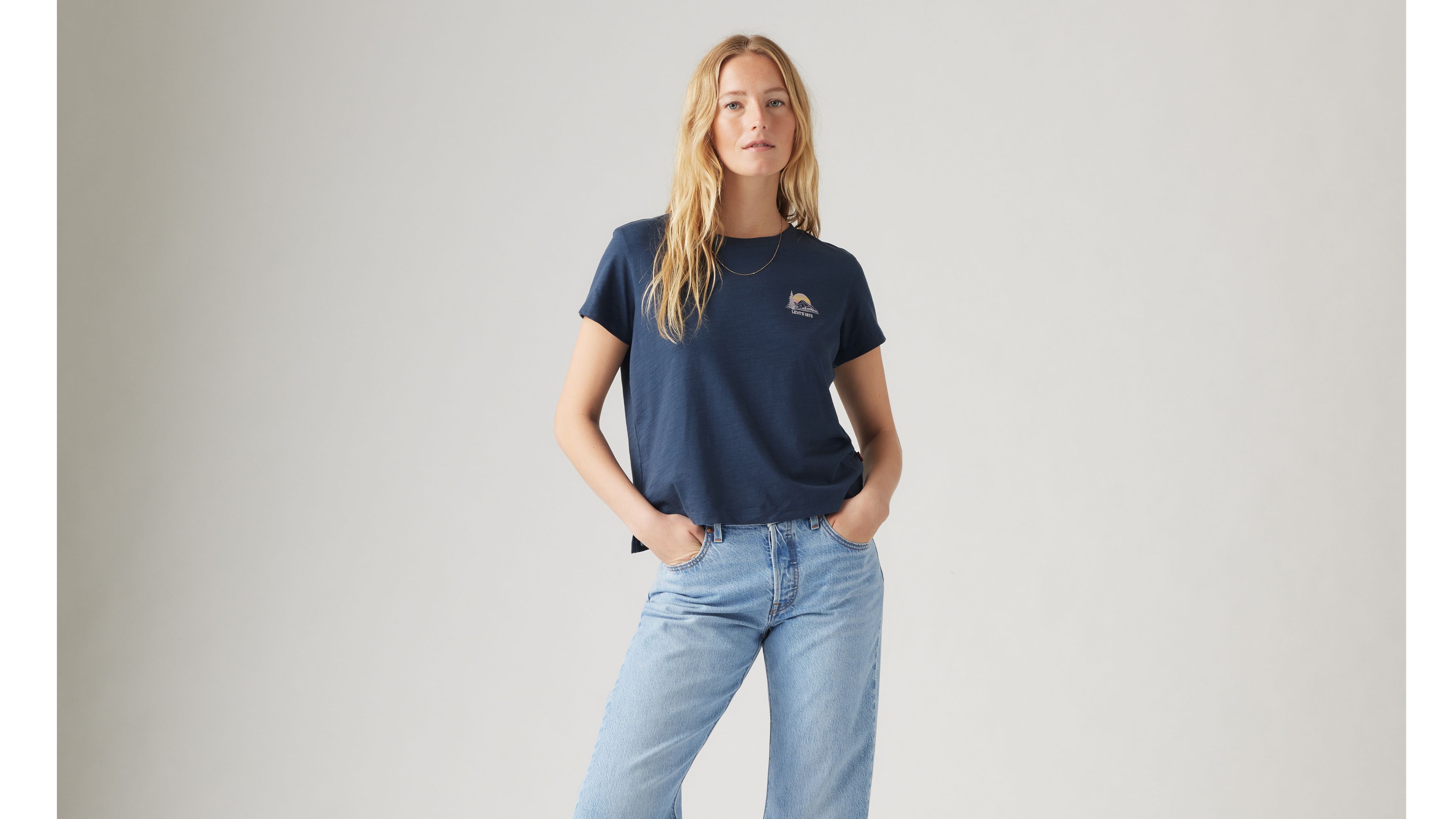 Graphic Boxy T-shirt - Blue | Levi's® US
