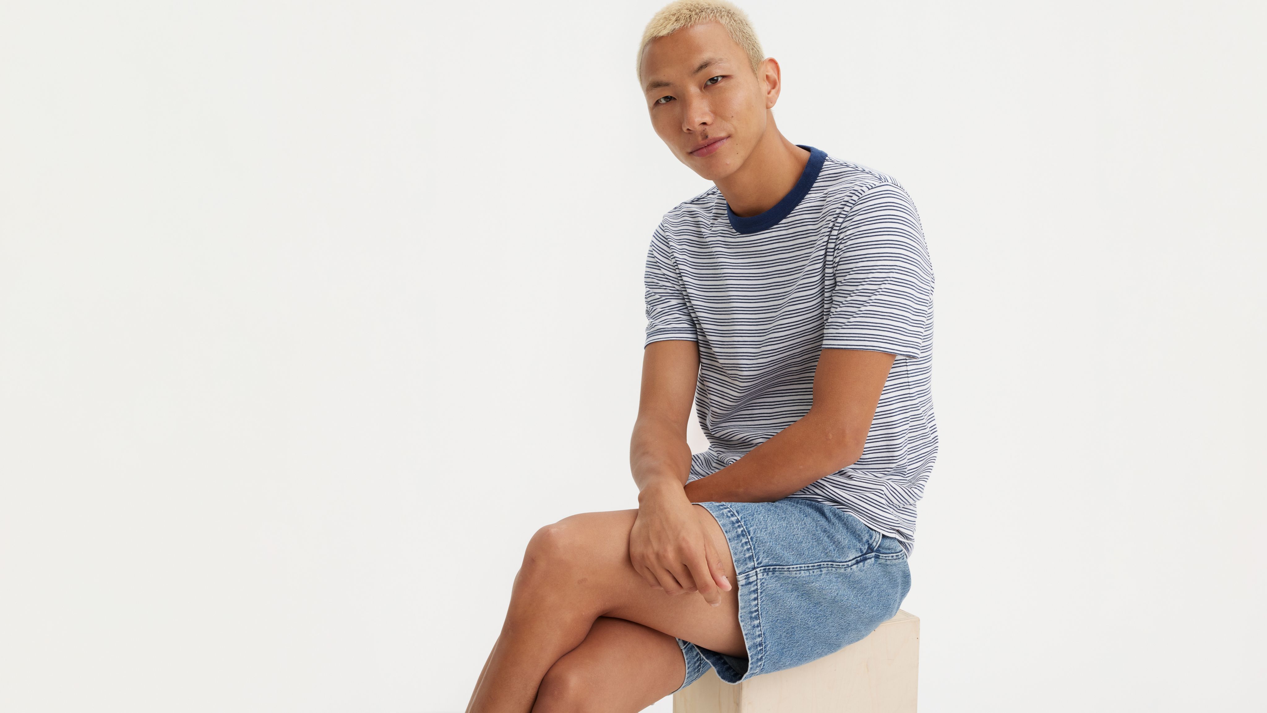 468 Loose 9" Men's Shorts - Light Wash | Levi's® US