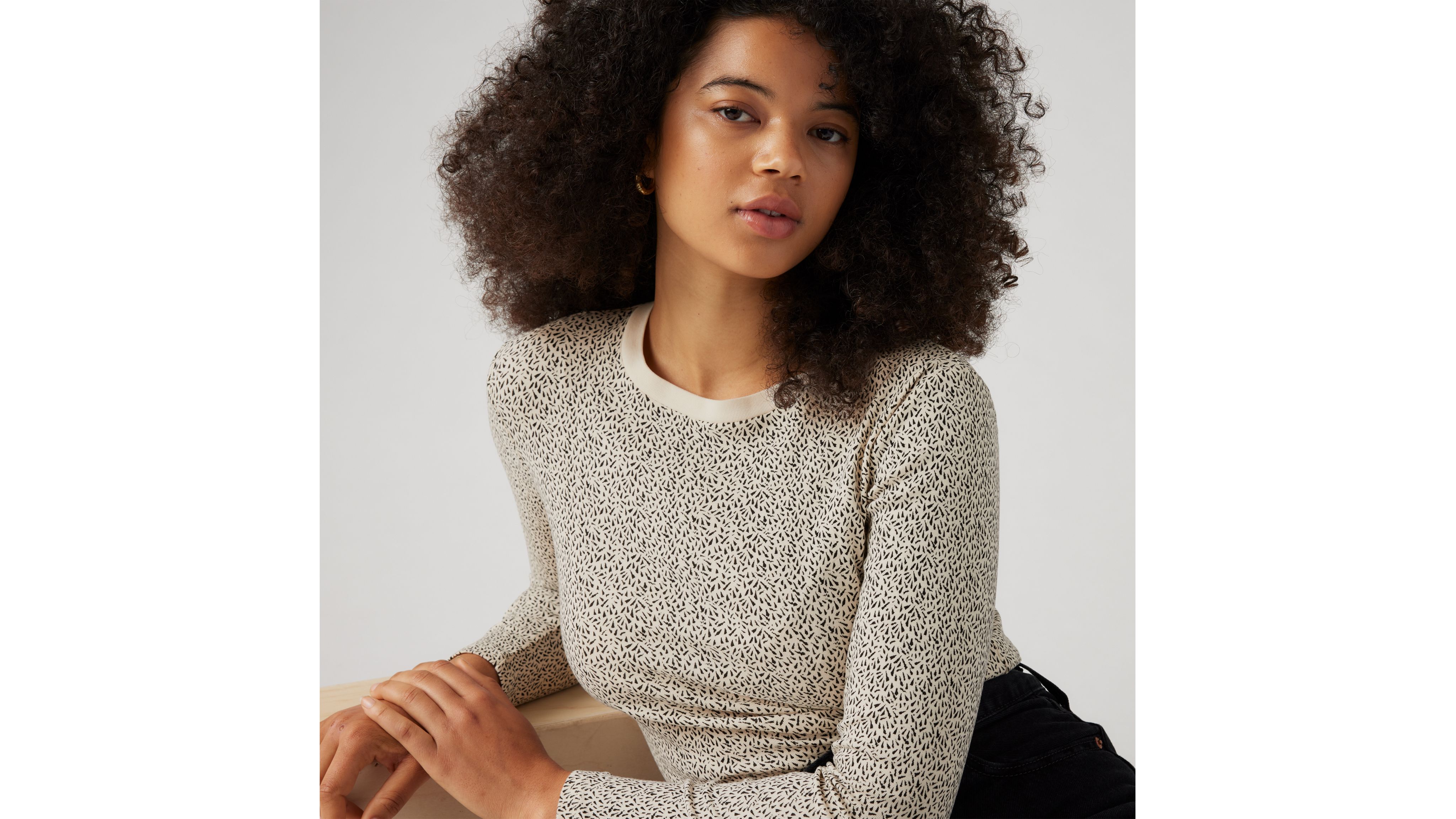 Essential Long Sleeve T-shirt - White | Levi's® US