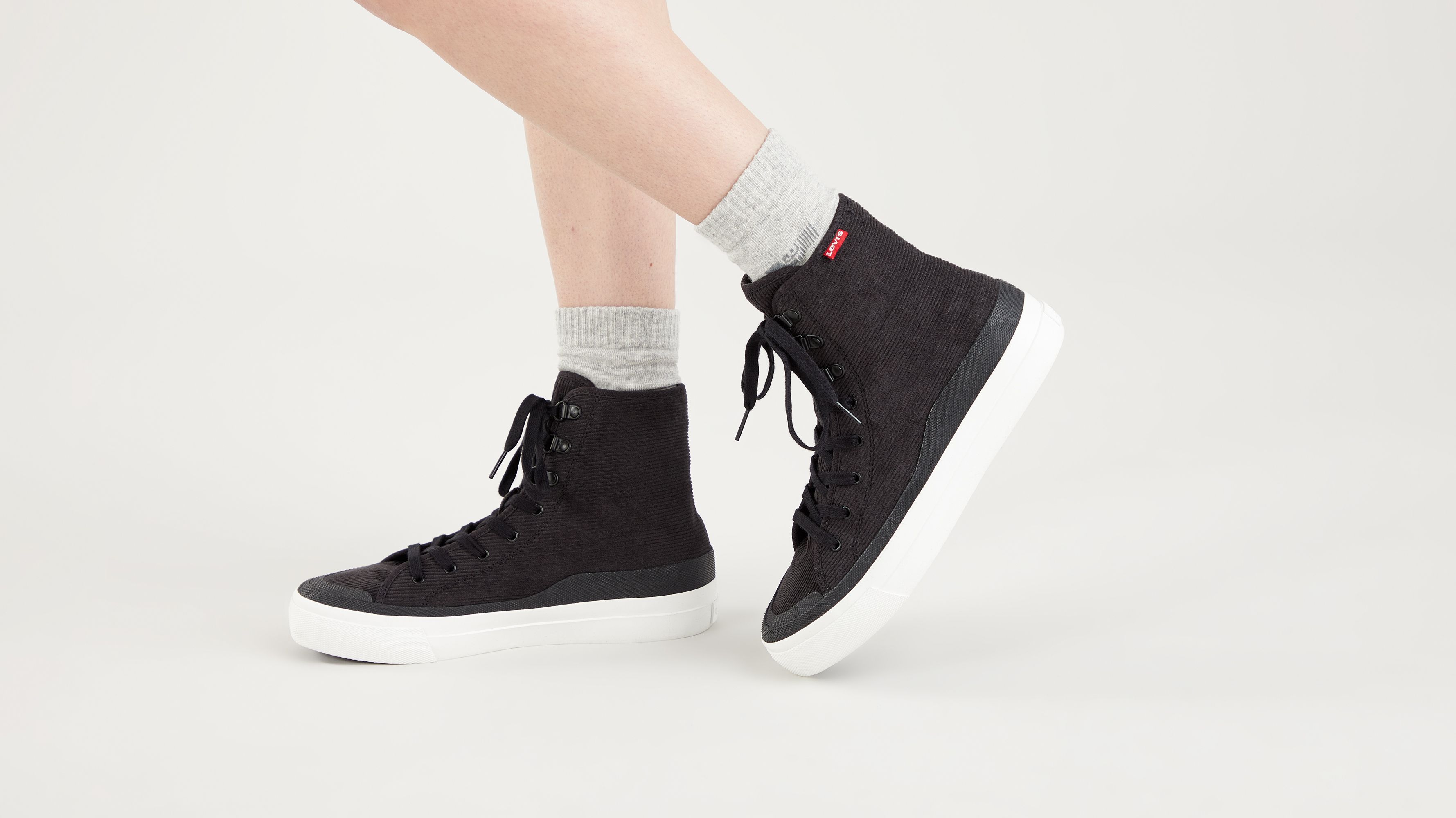 Square High Sneakers - Black | Levi's® AL