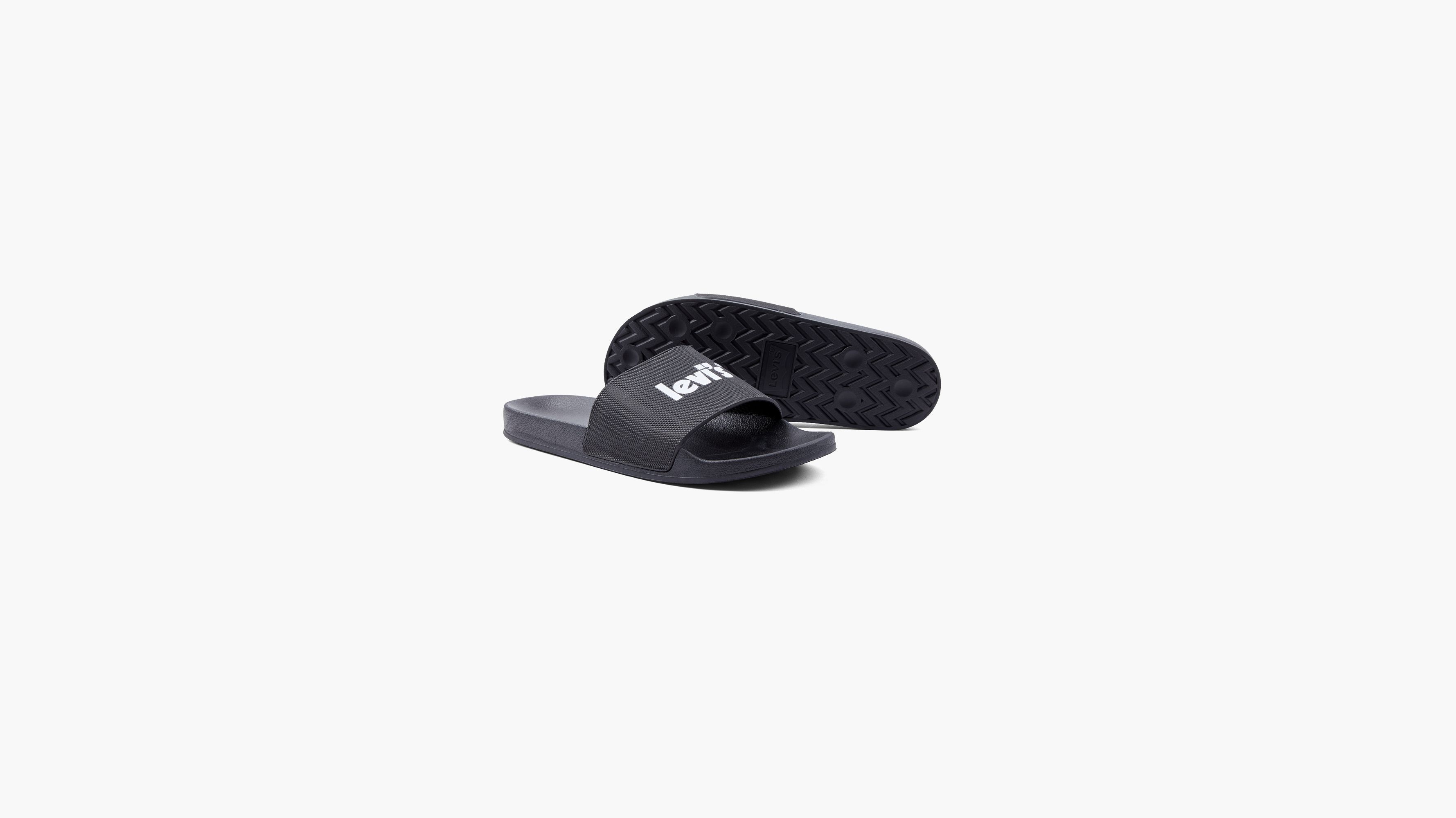 June Poster Sliders - Black | Levi's® ES