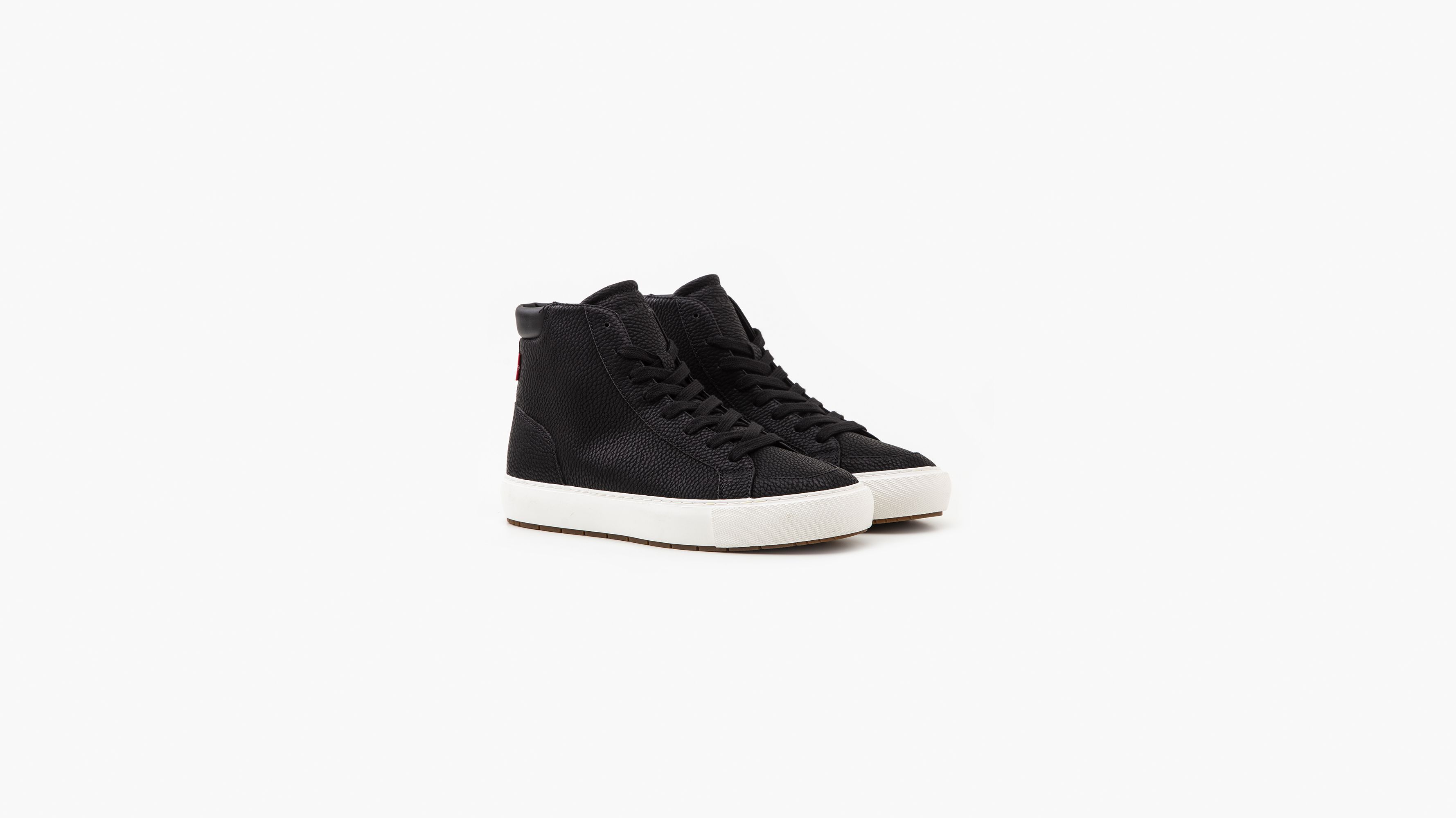 Chukka Mid Sneakers - Black | Levi's® XK