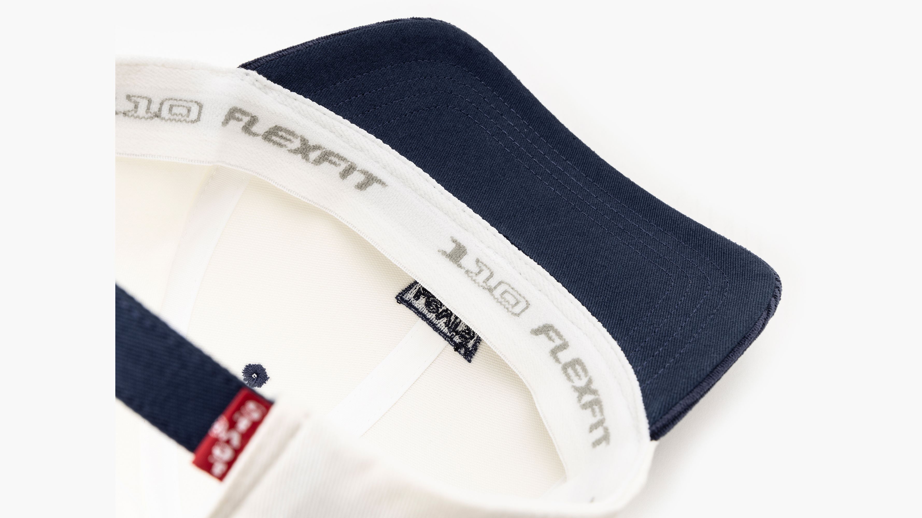 Housemark Flexfit Cap - Weiß | Levi's® DE