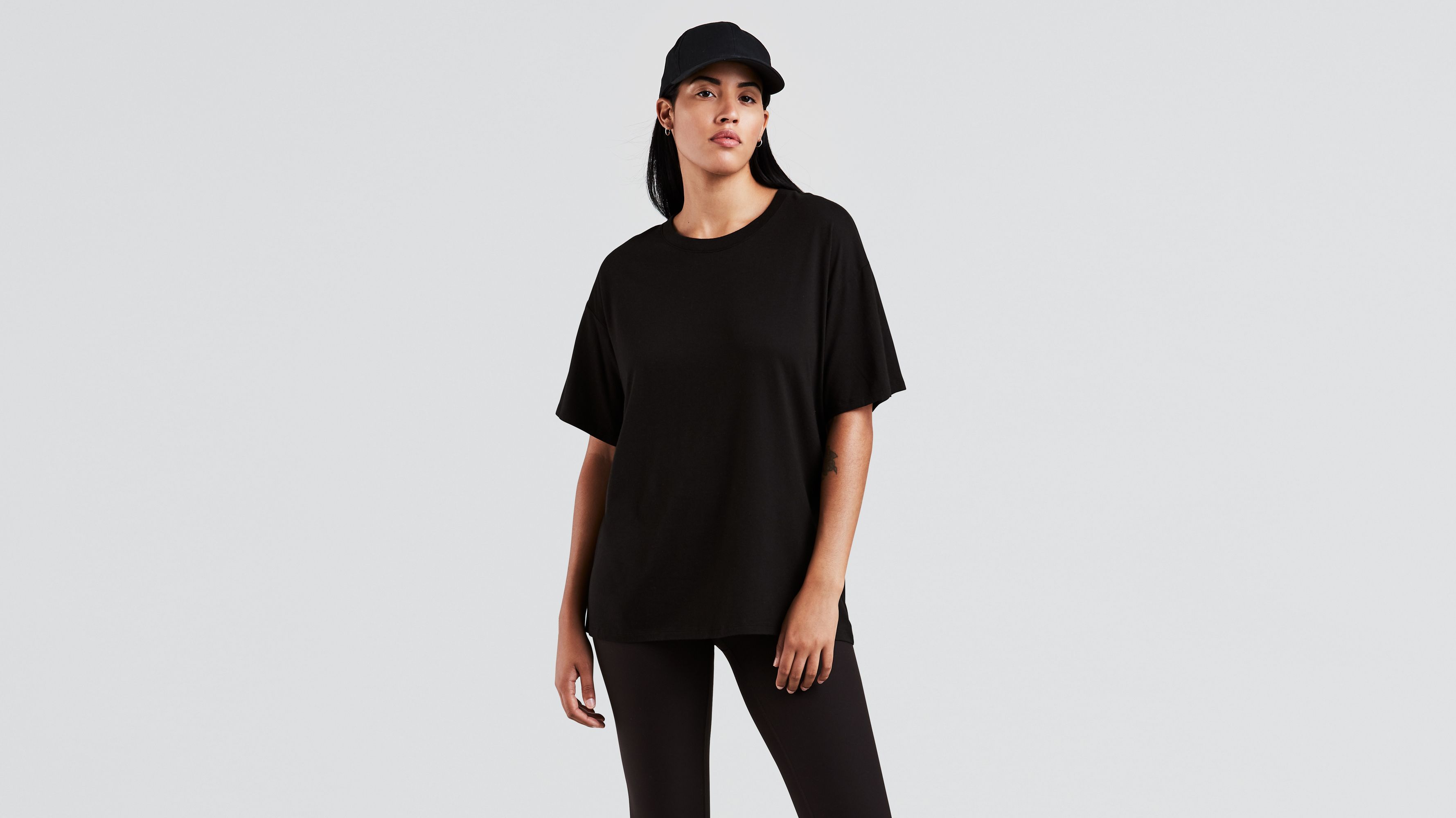 Slacker Tee Shirt - Black | Levi's® US