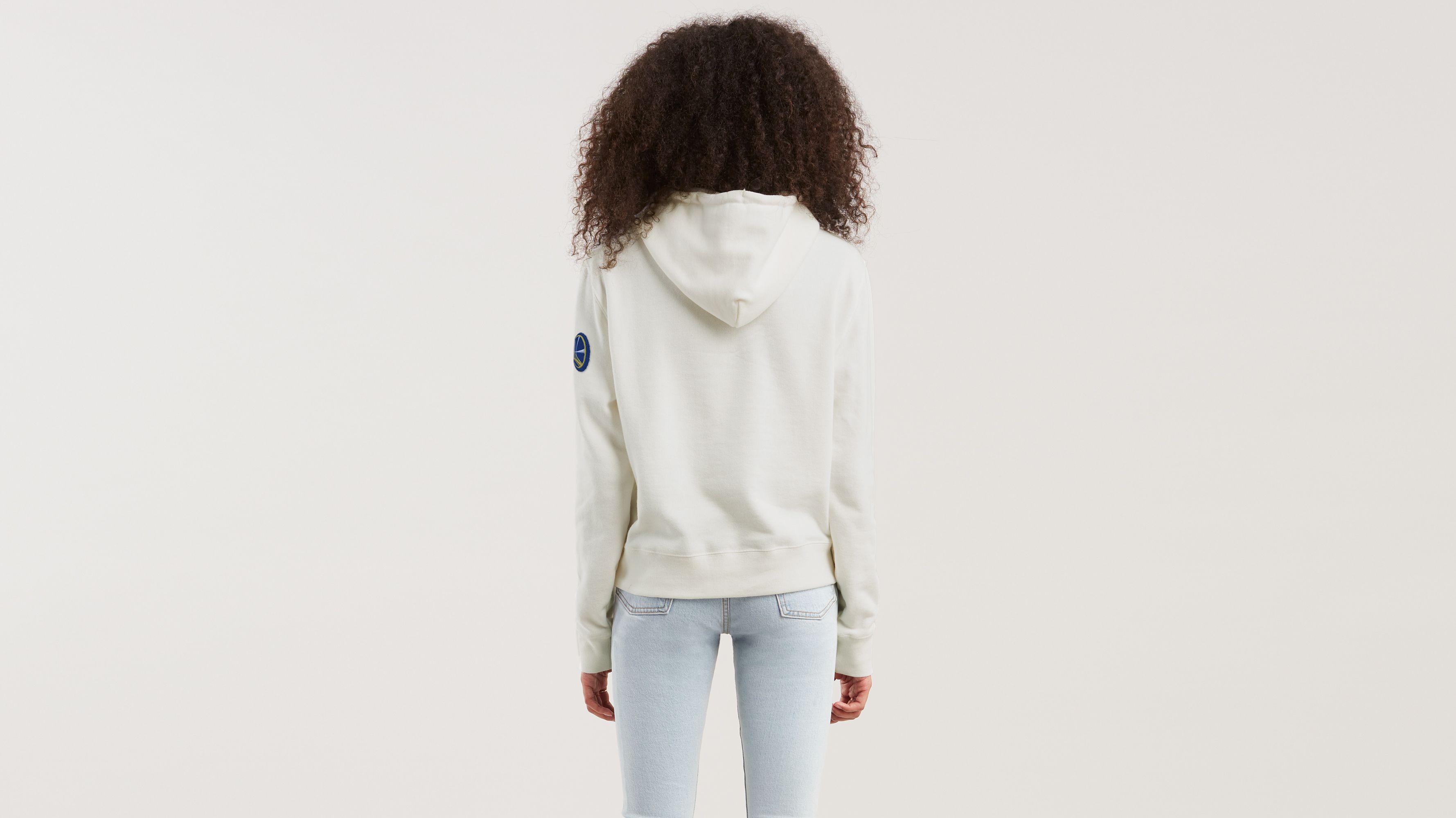 Levi's® NBA Pullover Hoodie - White | Levi's® US