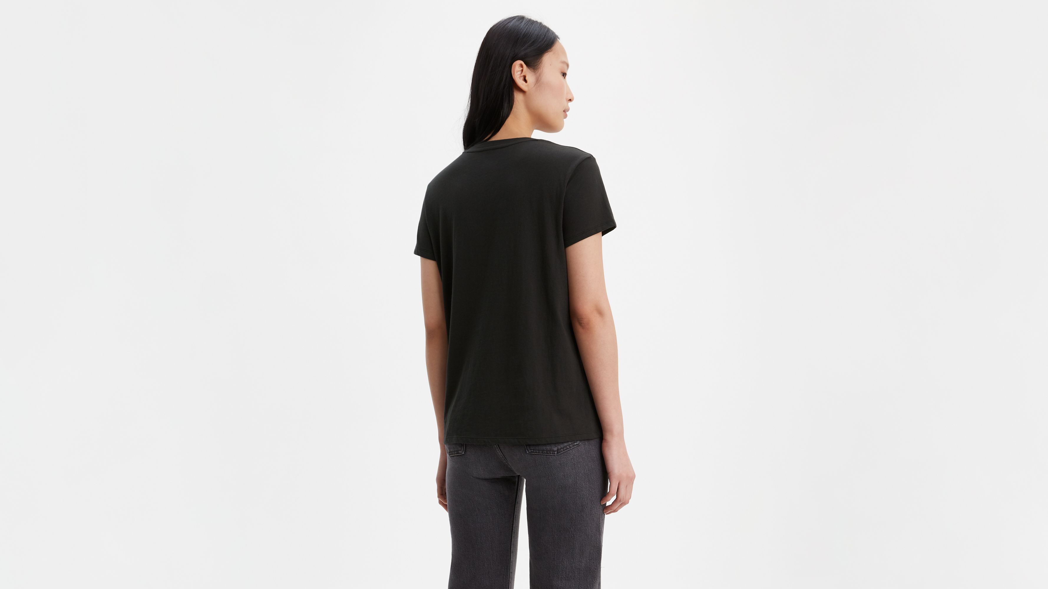 Levi's® Outline Logo Tee Shirt - Black | Levi's® US
