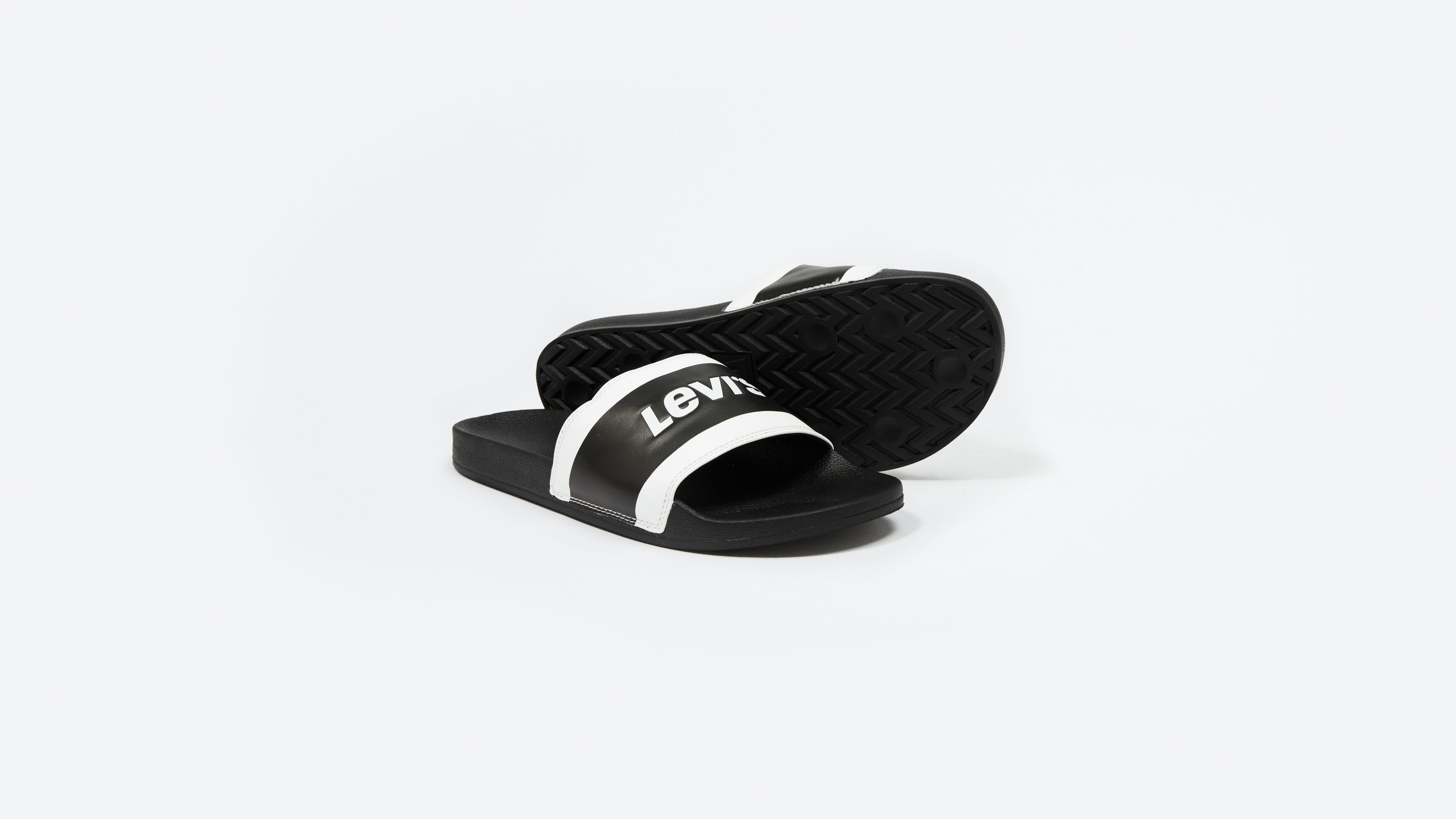 June Slide Sandal - Black | Levi's® GI