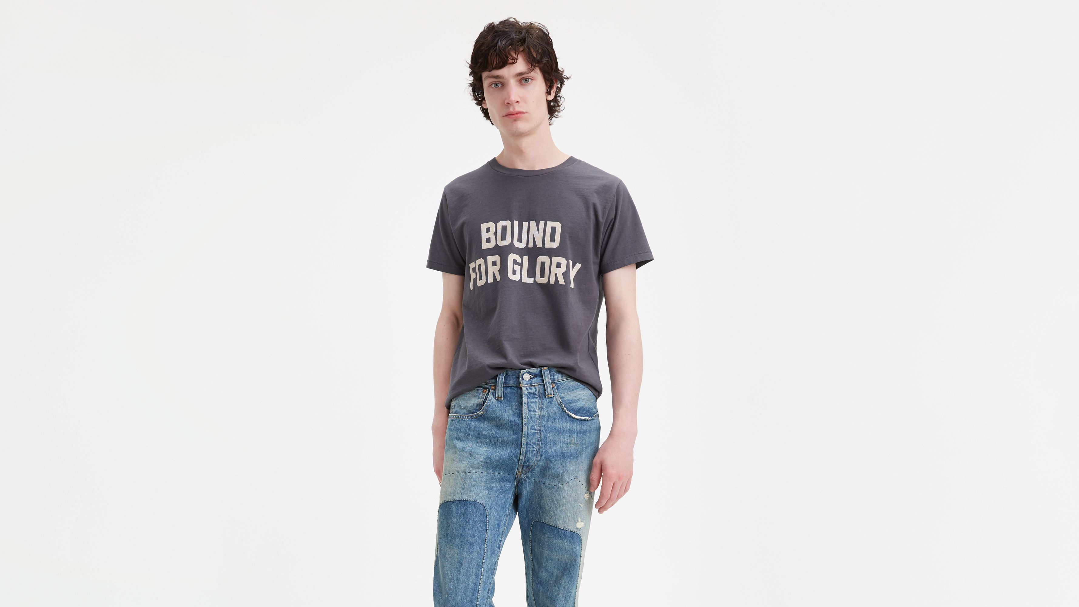 Levi's® Vintage Clothing Graphic Tee - Black | Levi's® CZ