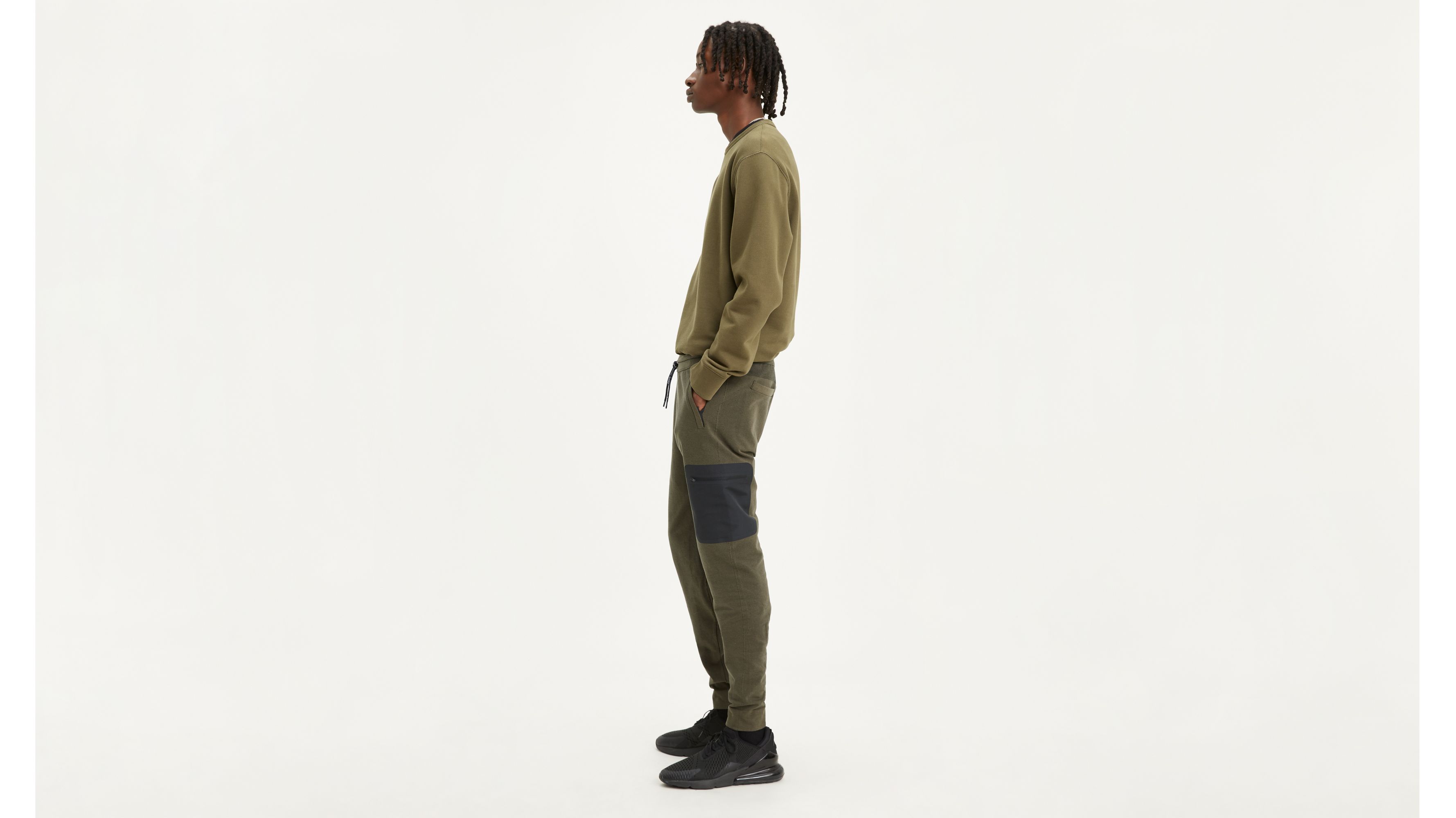 Levi's® Engineered Jeans™ Taper Knit Cargo Pants - Green | Levi's® US